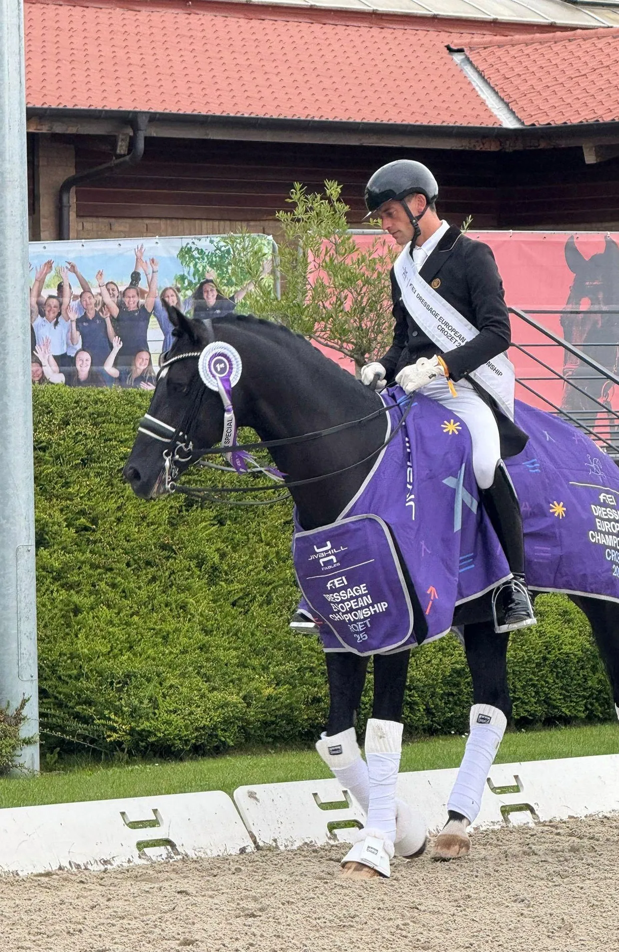 Justin Verboomen gagne le Grand Prix du Top douze de dressage à ...