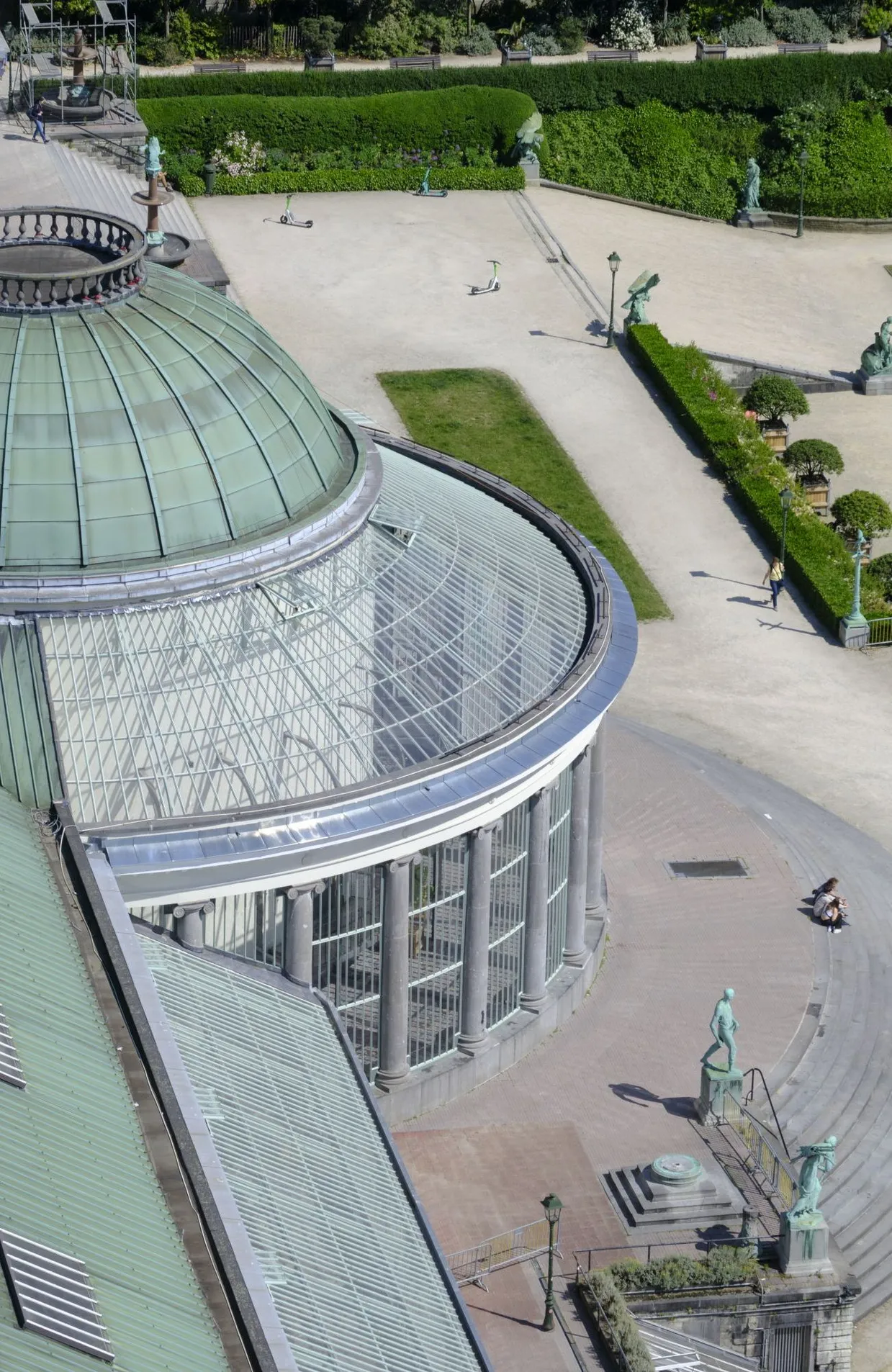 La Bibliothèque Solvay, un joyau du patrimoine bruxellois - RTBF Actus