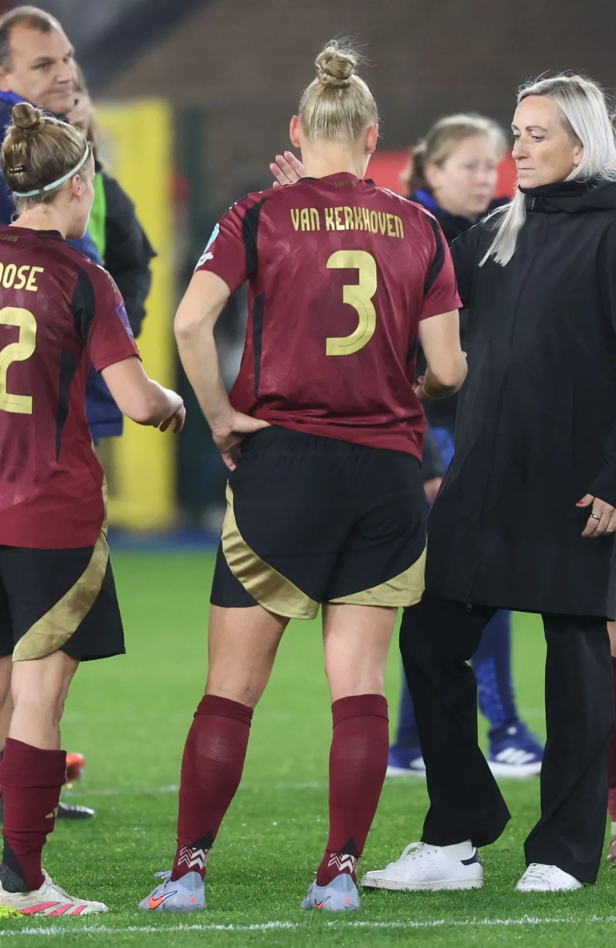 Les nouveaux maillots des Diables Rouges dévoilés : un hommage à Tintin ...