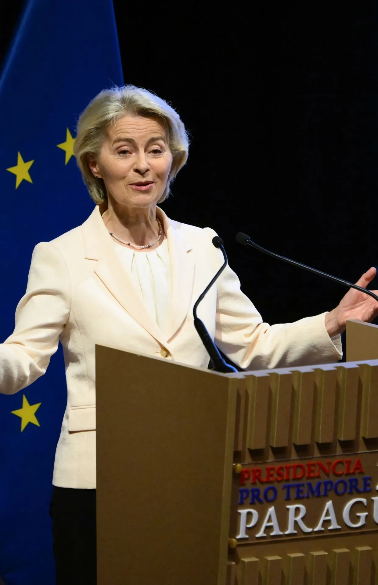 Jean-Claude, plus belle moustache de Bruxelles - RTBF Actus