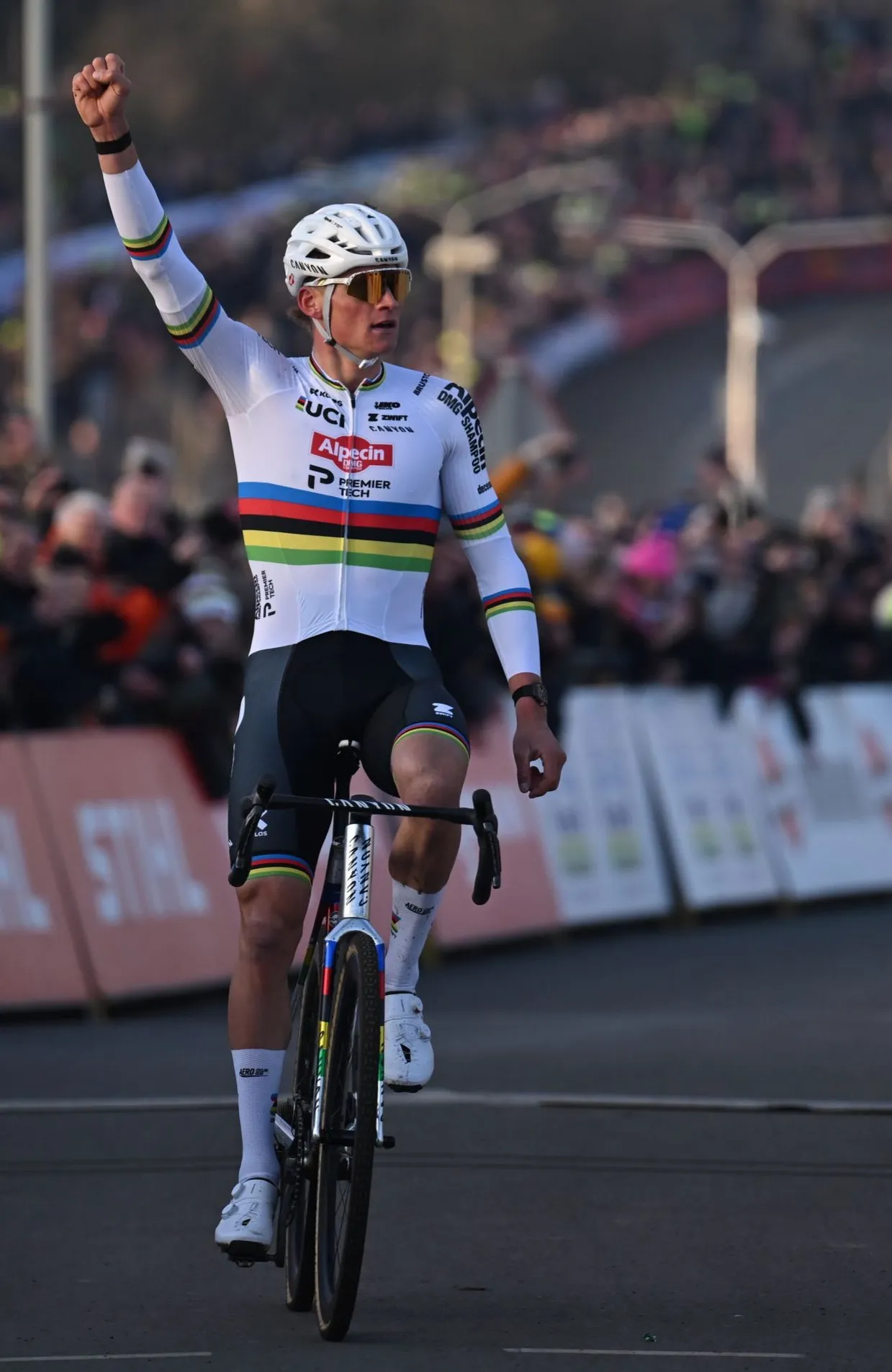 Les Secrets de la Pop : 'Bad guy' de Billie Eilish, un morceau qui ...