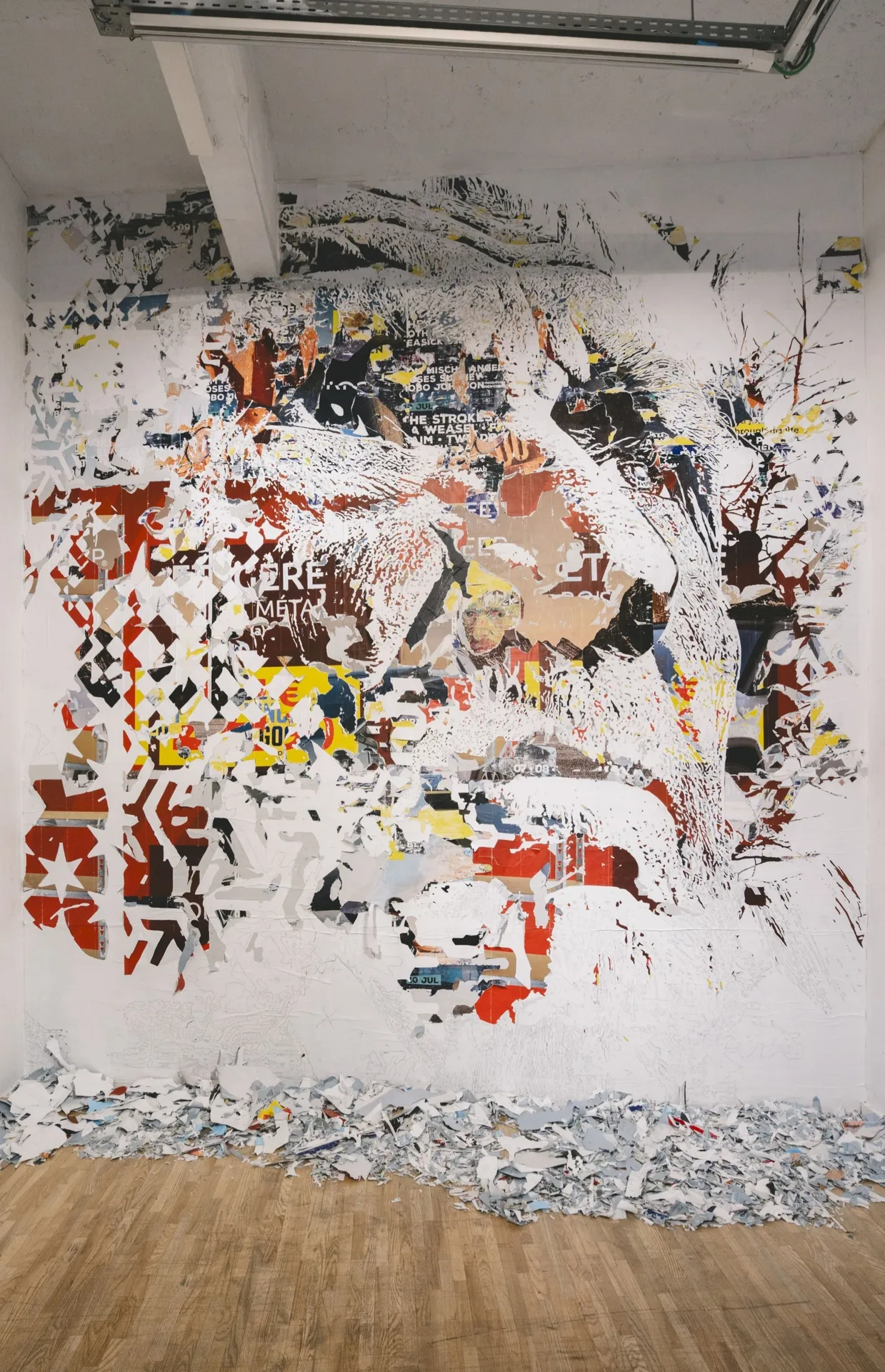 Quand VHILS arrive en ville, le MIMA lui offre ses murs - RTBF Actus