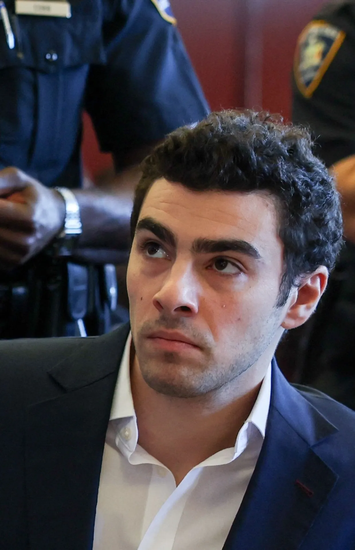 L’avocat Marc Uyttendaele reconnaît un geste inapproprié envers une ...