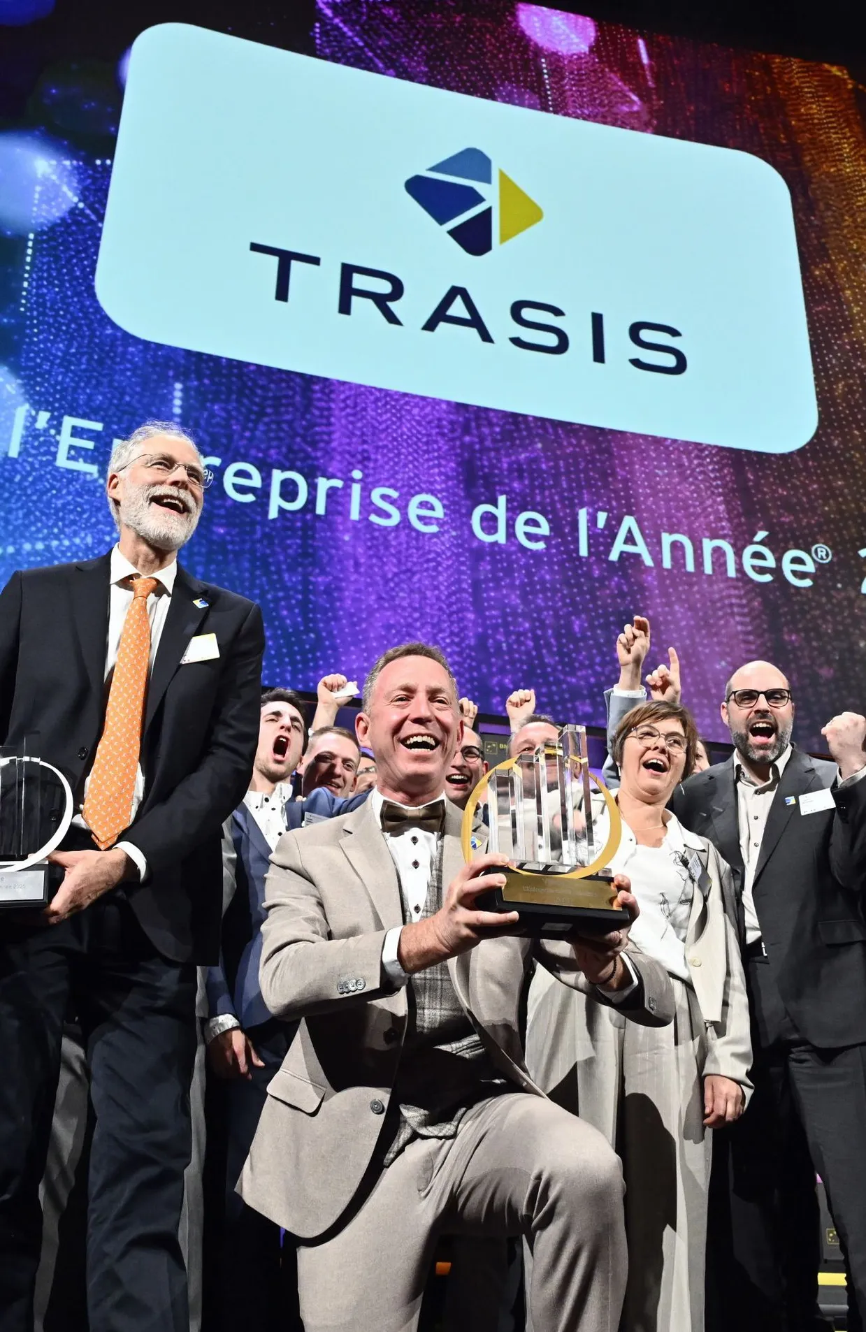 Les dolines : des trous géants parfois mortels - RTBF Actus