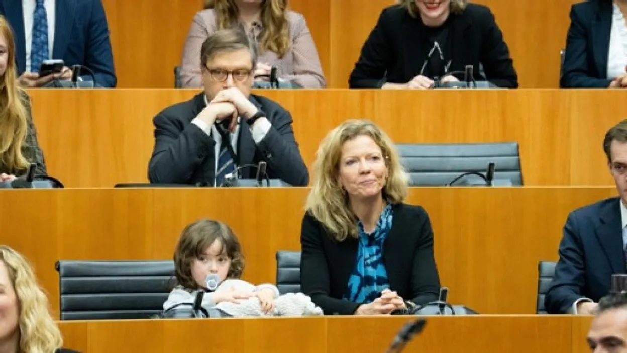 Clémentine Barzin renonce à la présidence du groupe MR au Parlement ...