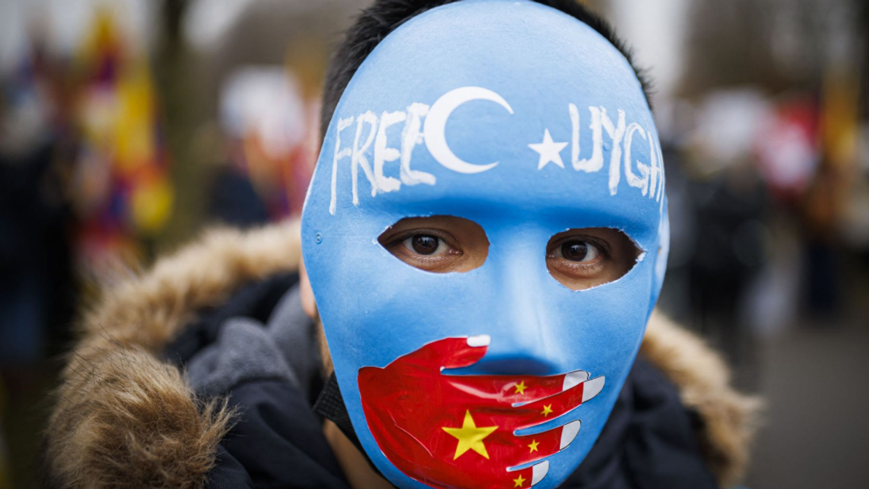 Ouïghours en Chine : 'Le simple fait de stocker le Coran sur son ...
