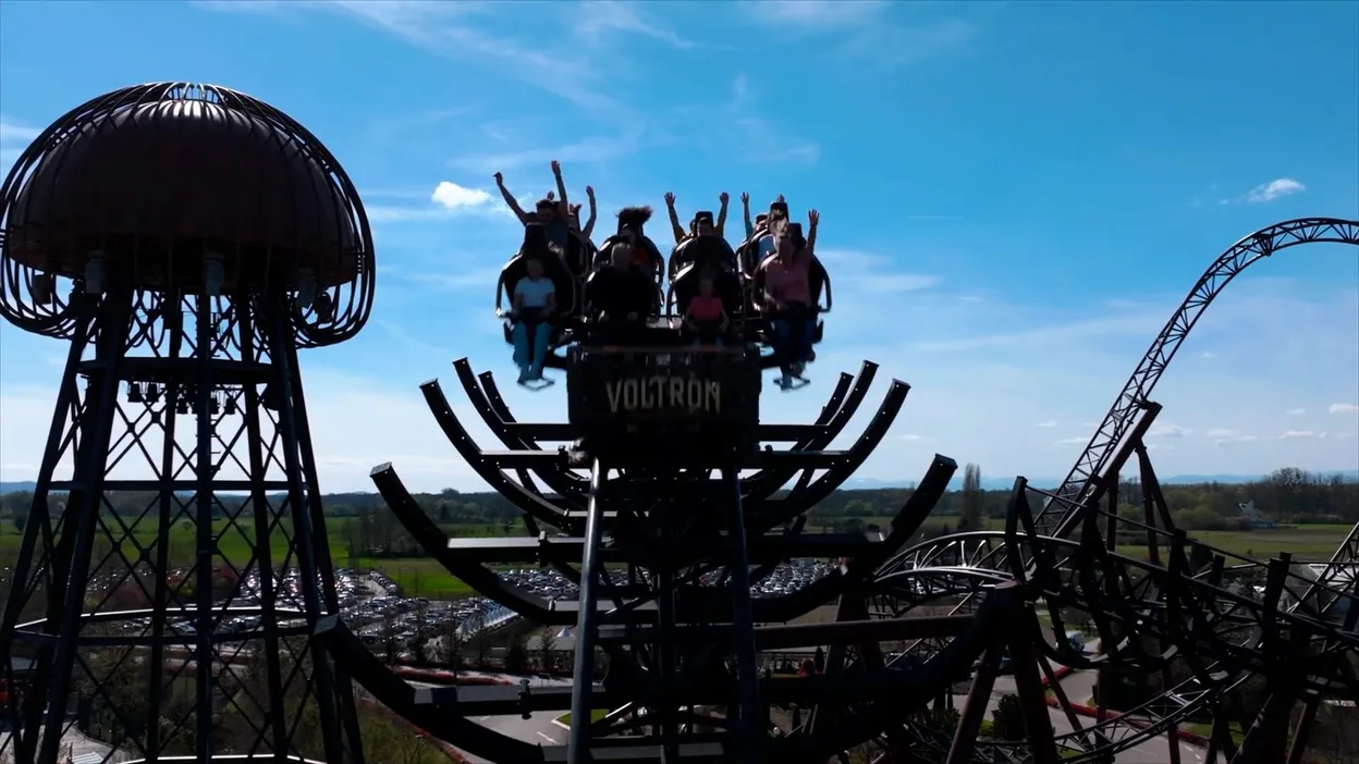 Voltron à Europa Park : les secrets de fabrication du grand huit le ...