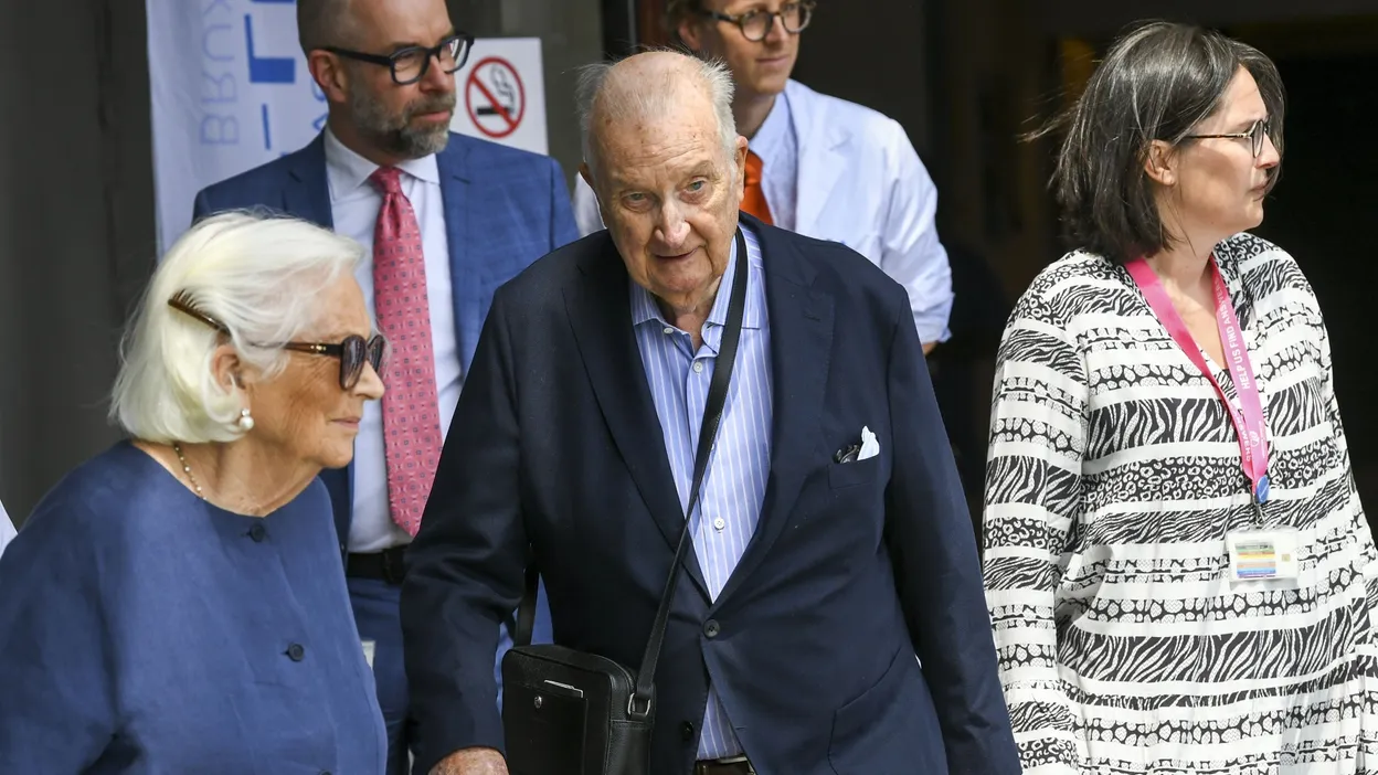 Le roi Albert II fête ses 90 ans : 'Gentil, ouvert, c’est un homme âgé ...