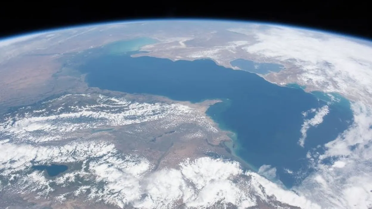 La plus grande mer intérieure du monde rétrécit rapidement sous l’effet ...