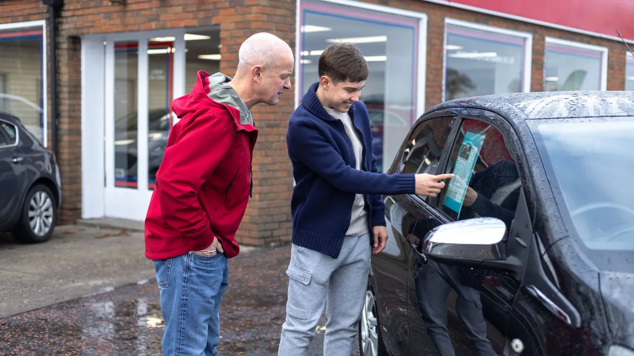 Le roi Philippe répond aux questions que les citoyens lui ont adressées ...