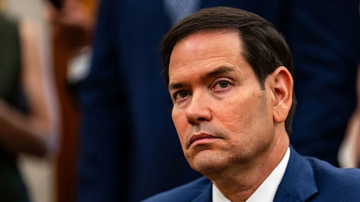 États-Unis : Trump a annoncé dans la soirée la mort de son allié, l’influenceur d'extrême droite ...