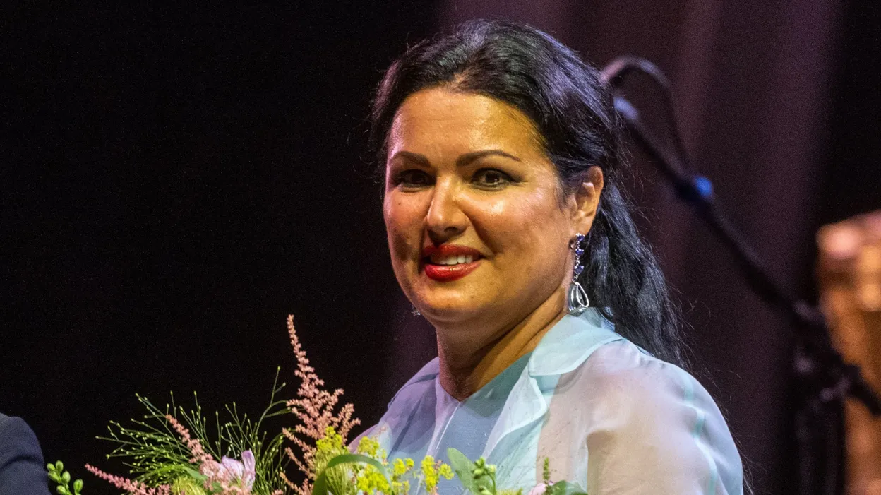 La venue de la soprano russe Anna Netrebko au Royal Ballet and Opera de ...