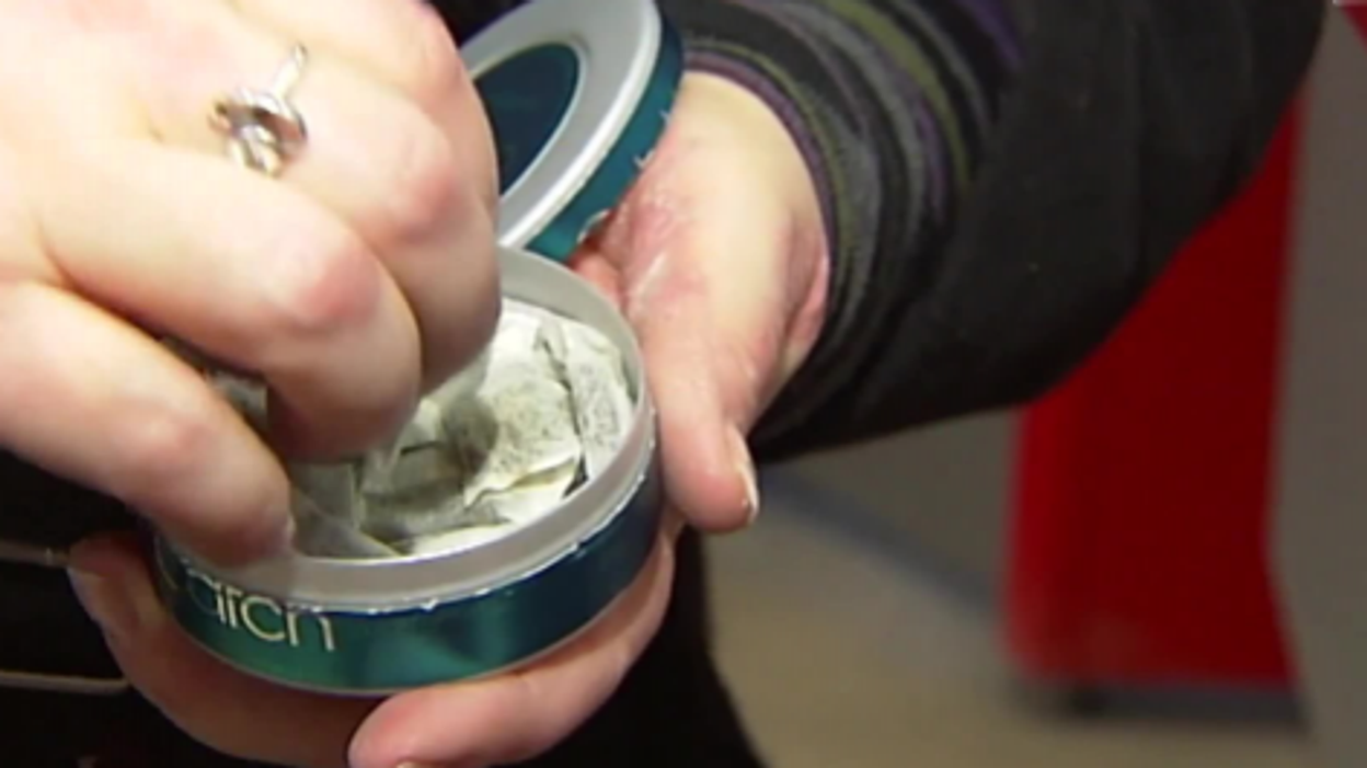 La justice retoque l’interdiction de vente de tabac imposée aux grands magasins - RTBF Actus