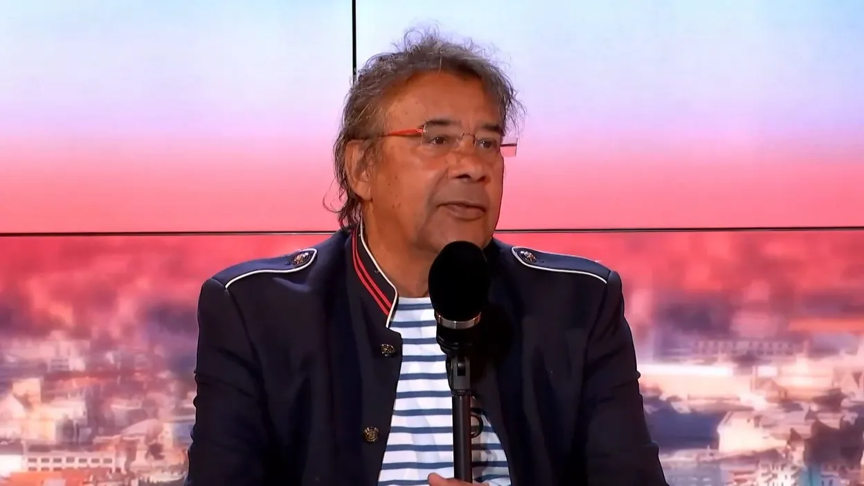 Céphaz et Magali Ripoll enflamment le plateau du 8/9 avec un medley des ...