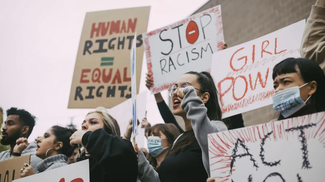 Georges-Louis Bouchez menace de 'dissoudre les Antifa' : pourquoi ce n'est pas si simple - RTBF ...