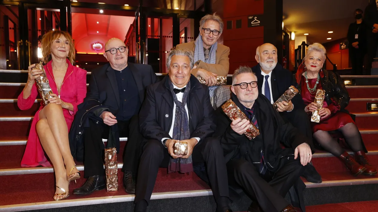 Trois choses à savoir sur Alexia Barlier, la star de 'Sophie Cross' et ...