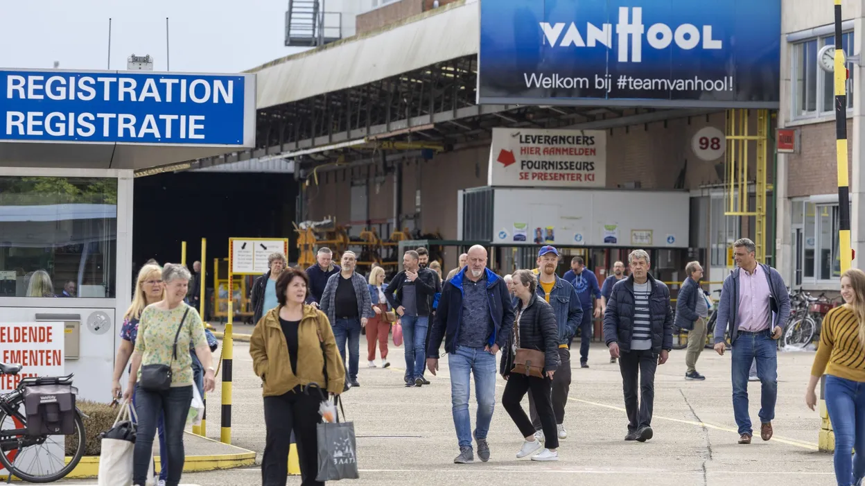 Faillite de Van Hool et perte de plus de 1500 emplois : les syndicats ...