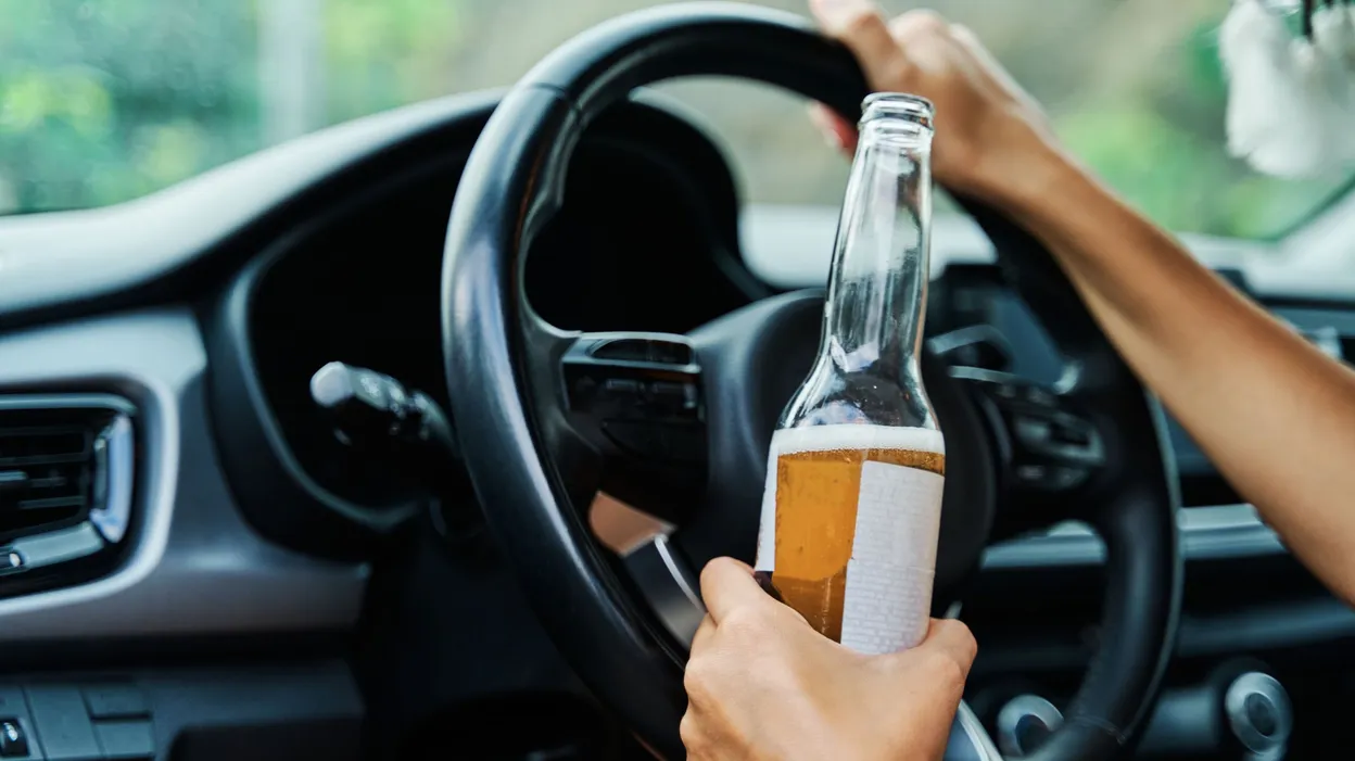 Alcool au volant : retrait de permis immédiat pendant 15 jours dès 0,8 ...