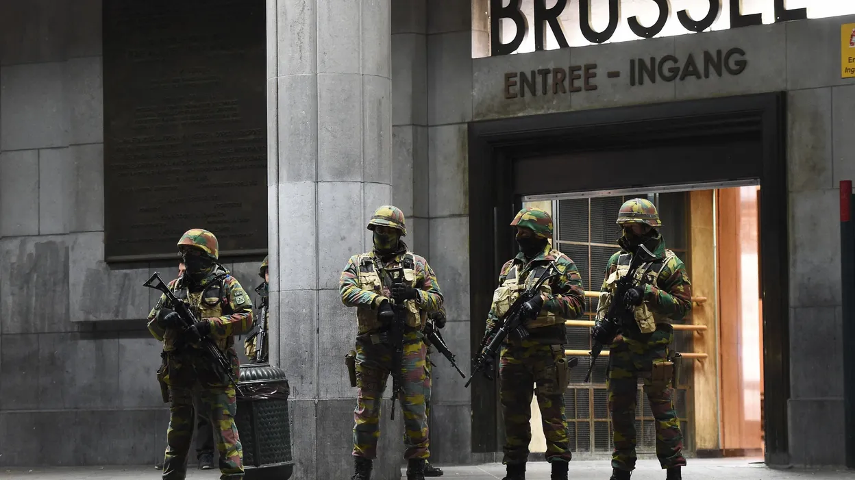 Les premiers agents de Frontex ont pris leurs fonctions à l’aéroport de ...