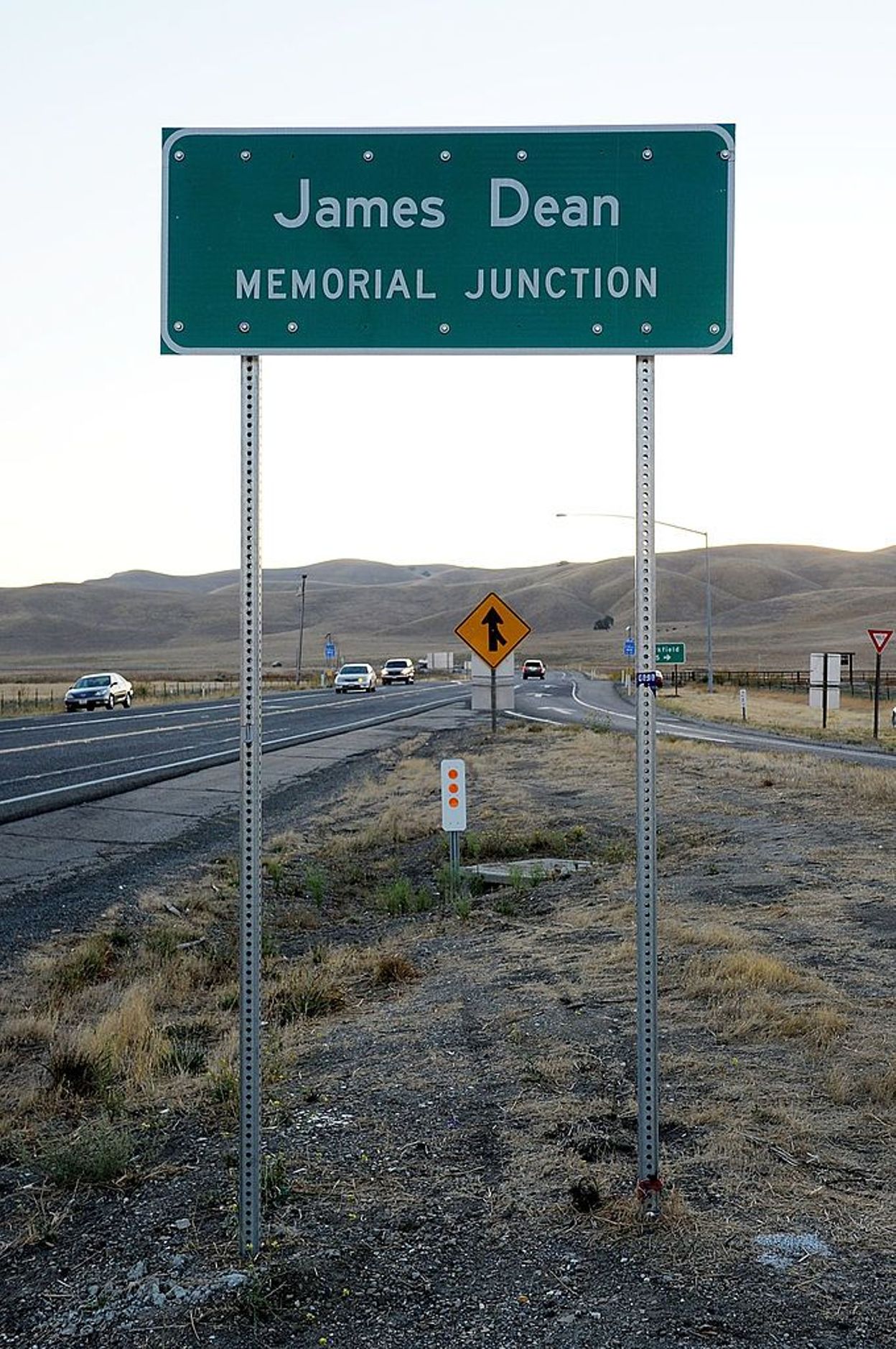 James Dean : 10 photos rares, 70 ans après sa mort - RTBF Actus