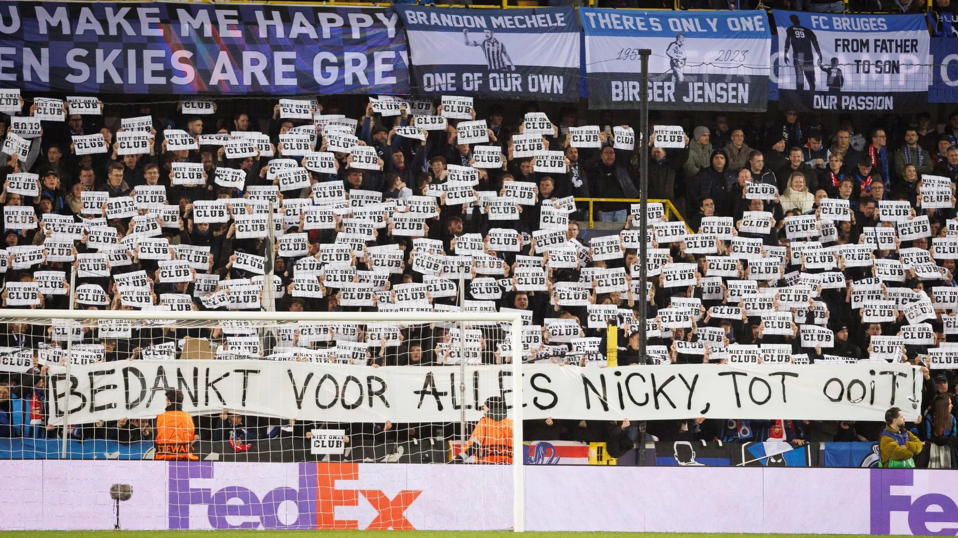 Le jeu des chaises musicales se poursuit : Nicky Hayen débarque à Genk ...