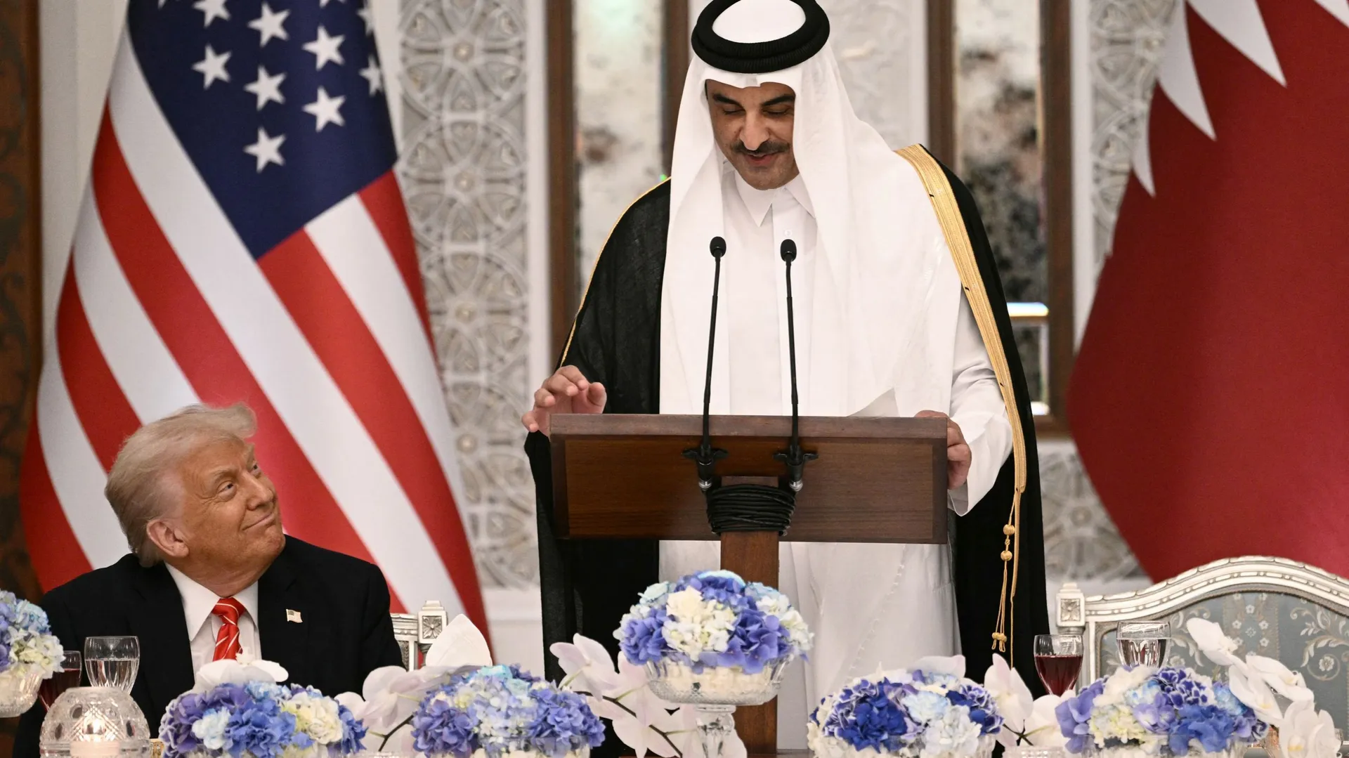 La psychologie derrière les théories du complot - RTBF Actus