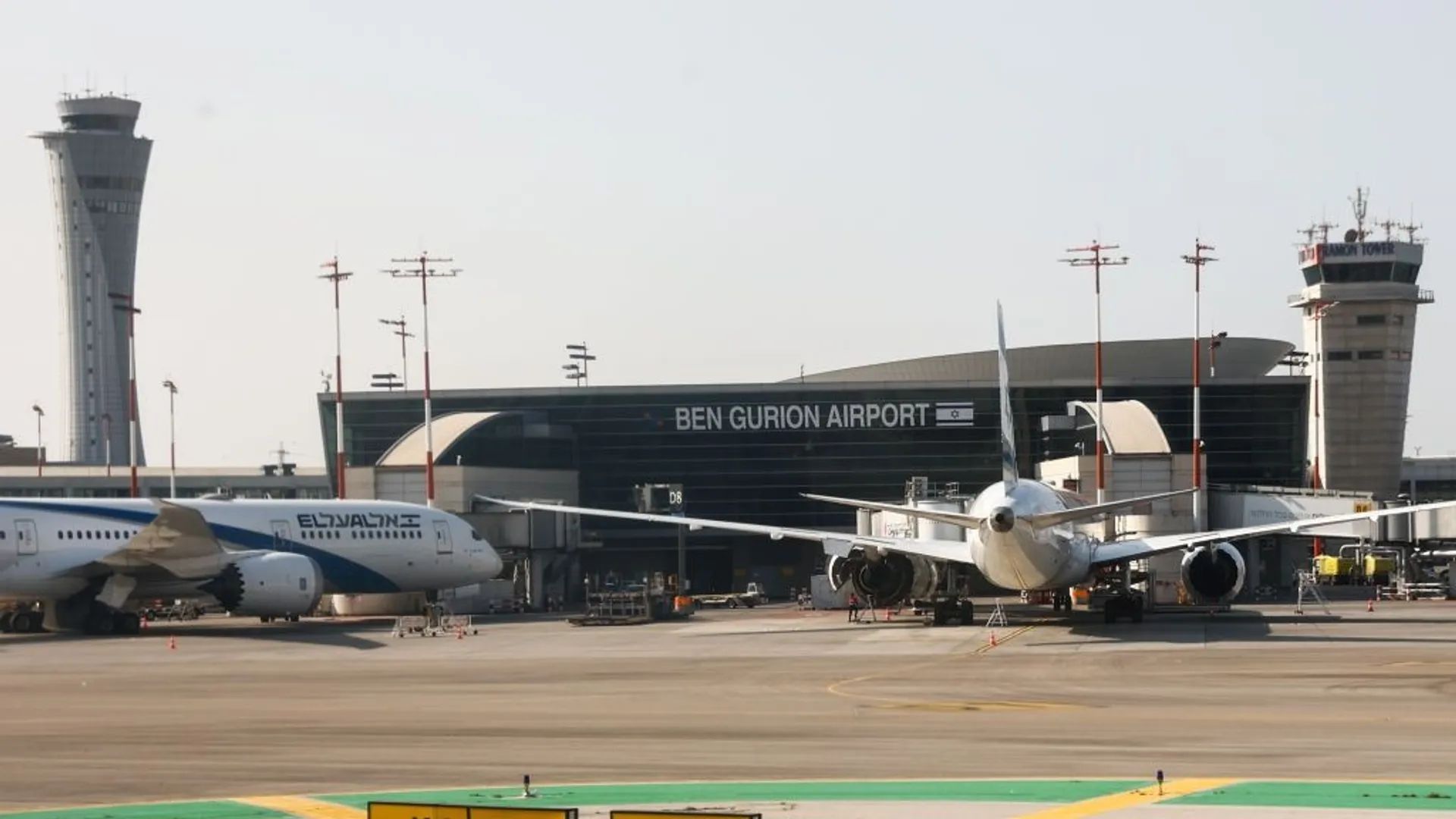 Israël menace de frapper 'sept fois plus fort' après un impact de missile lancé du Yémen près de ...