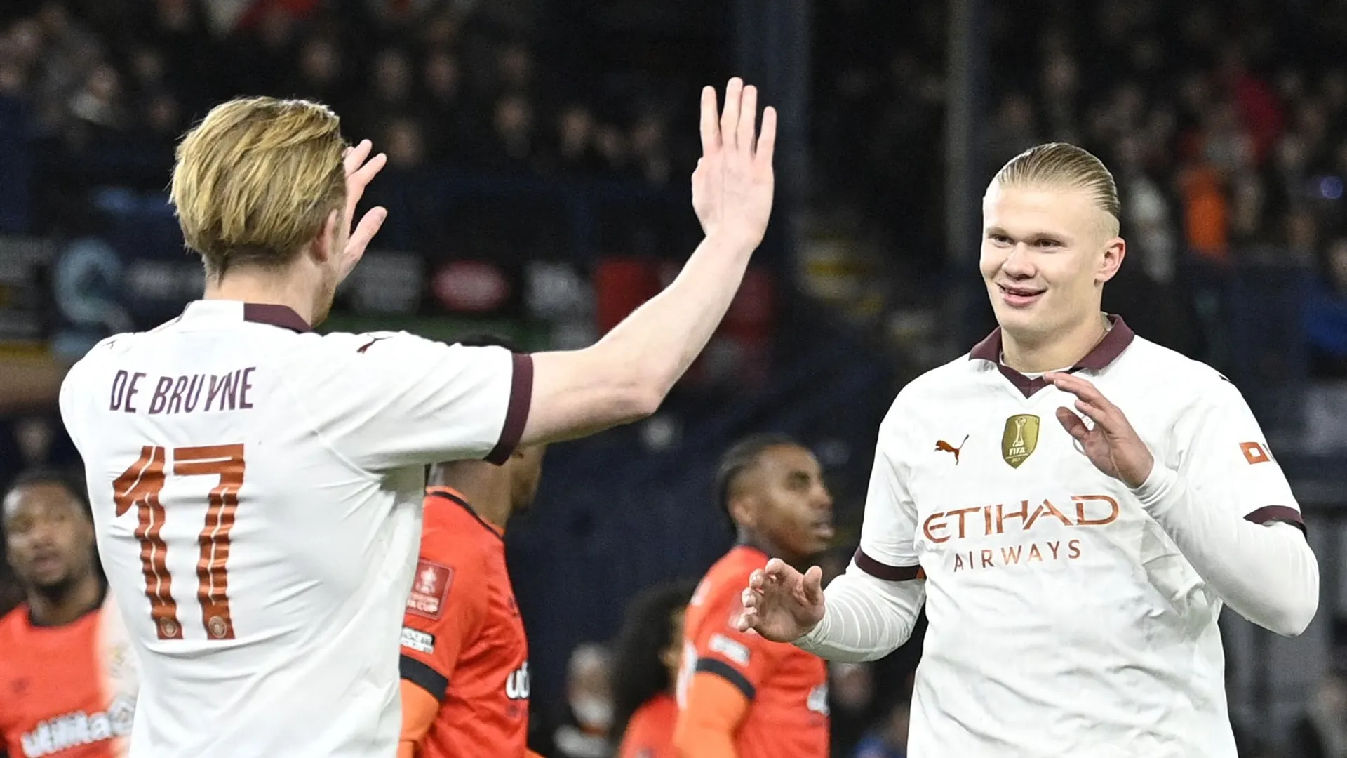 Durée étonnante, salaire démentiel : la prolongation hors-sol d'Erling ...