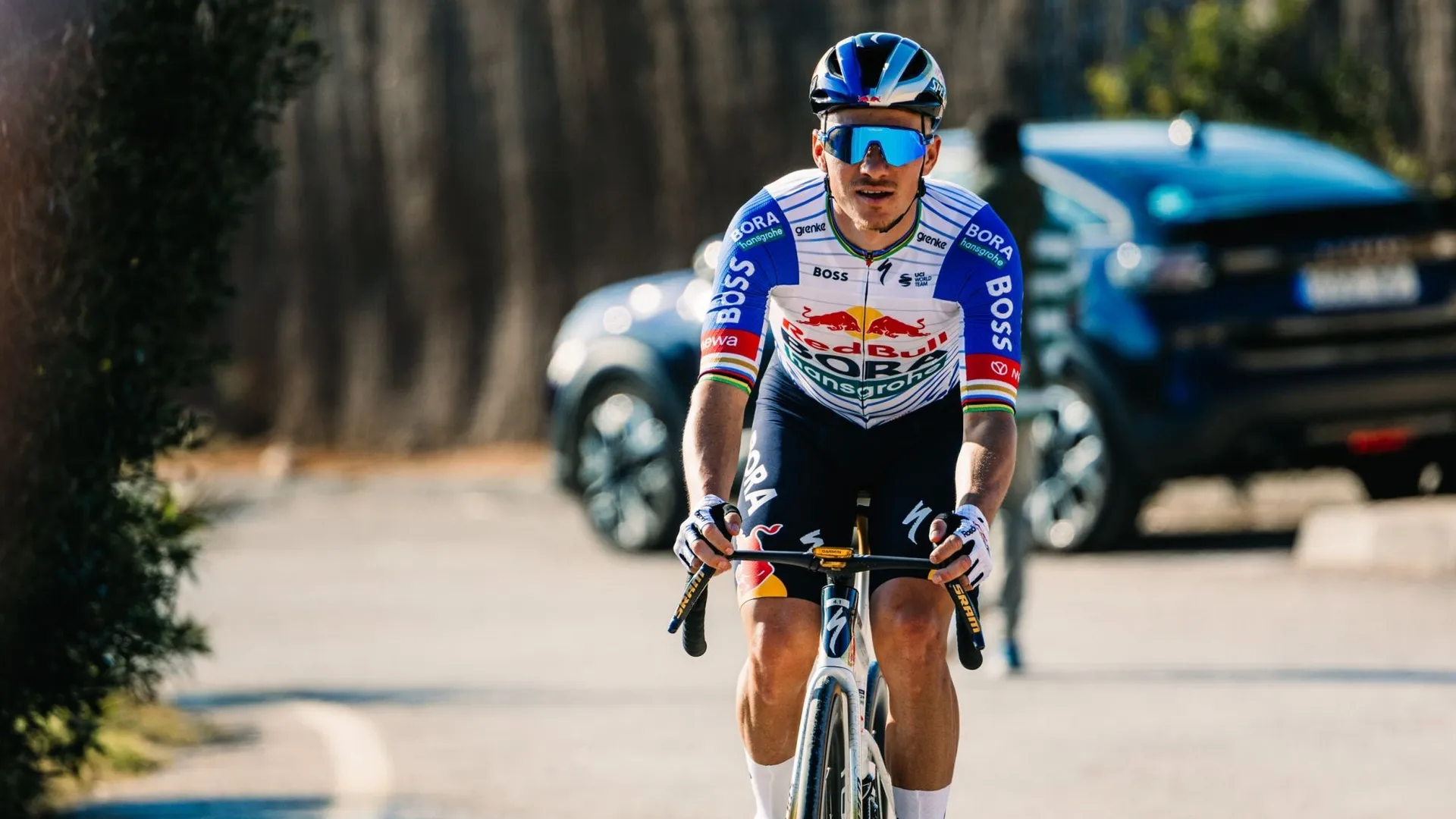 Remco Evenepoel ajoute deux manches à son menu de rentrée : 'Tant que je suis ici, c'est mieux ...