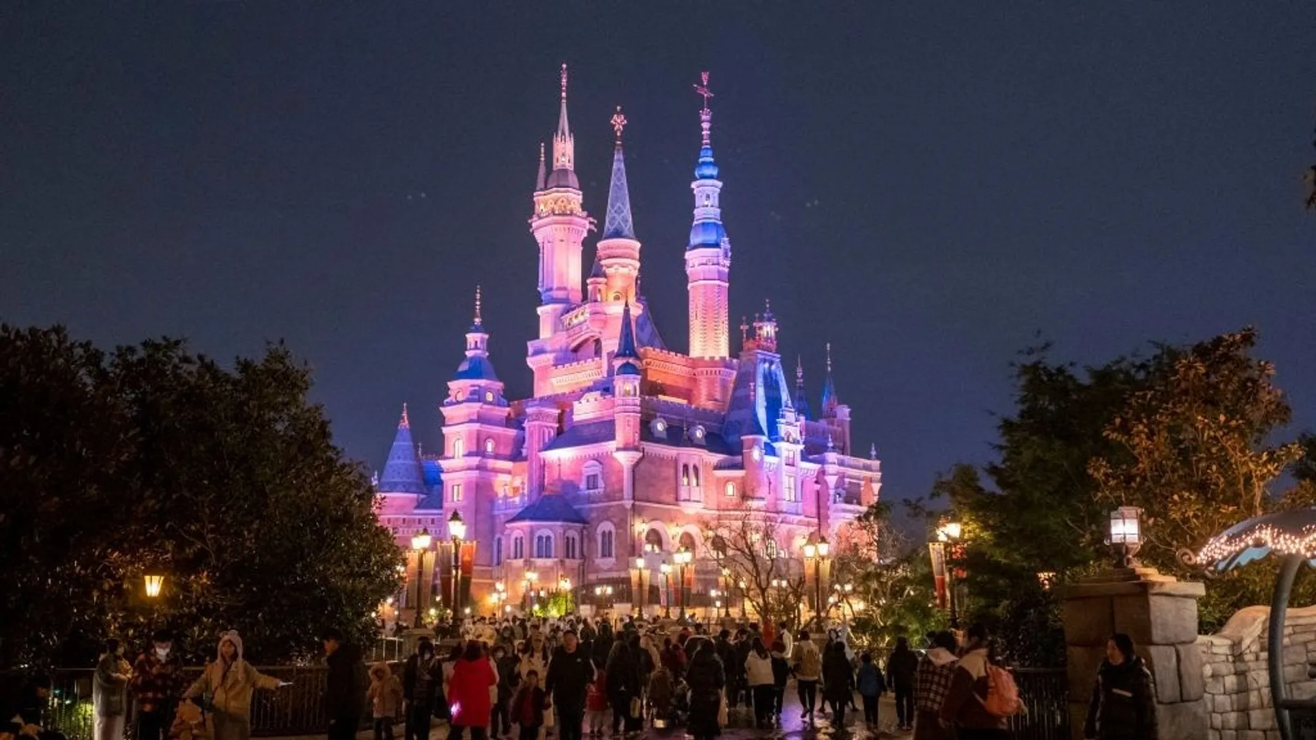 Disneyland est trop cher, et c’est le patron de Disney qui l’admet ...
