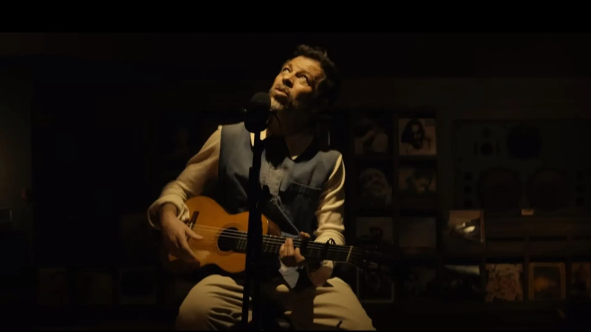 Christophe Maé est de retour avec un single ensoleillé, 'Pays des ...