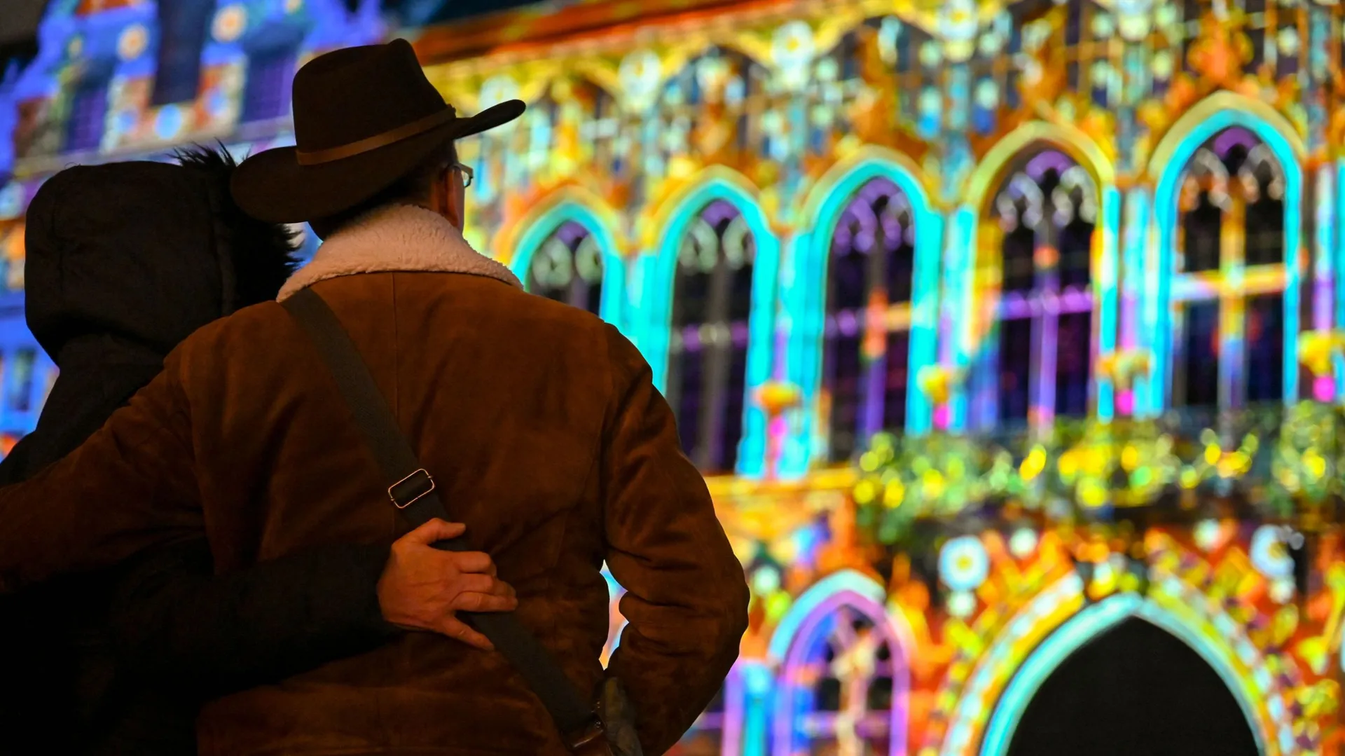 Mons en lumière 2026 – Entrer dans la lumière – Un besoin d’éclairer le ...