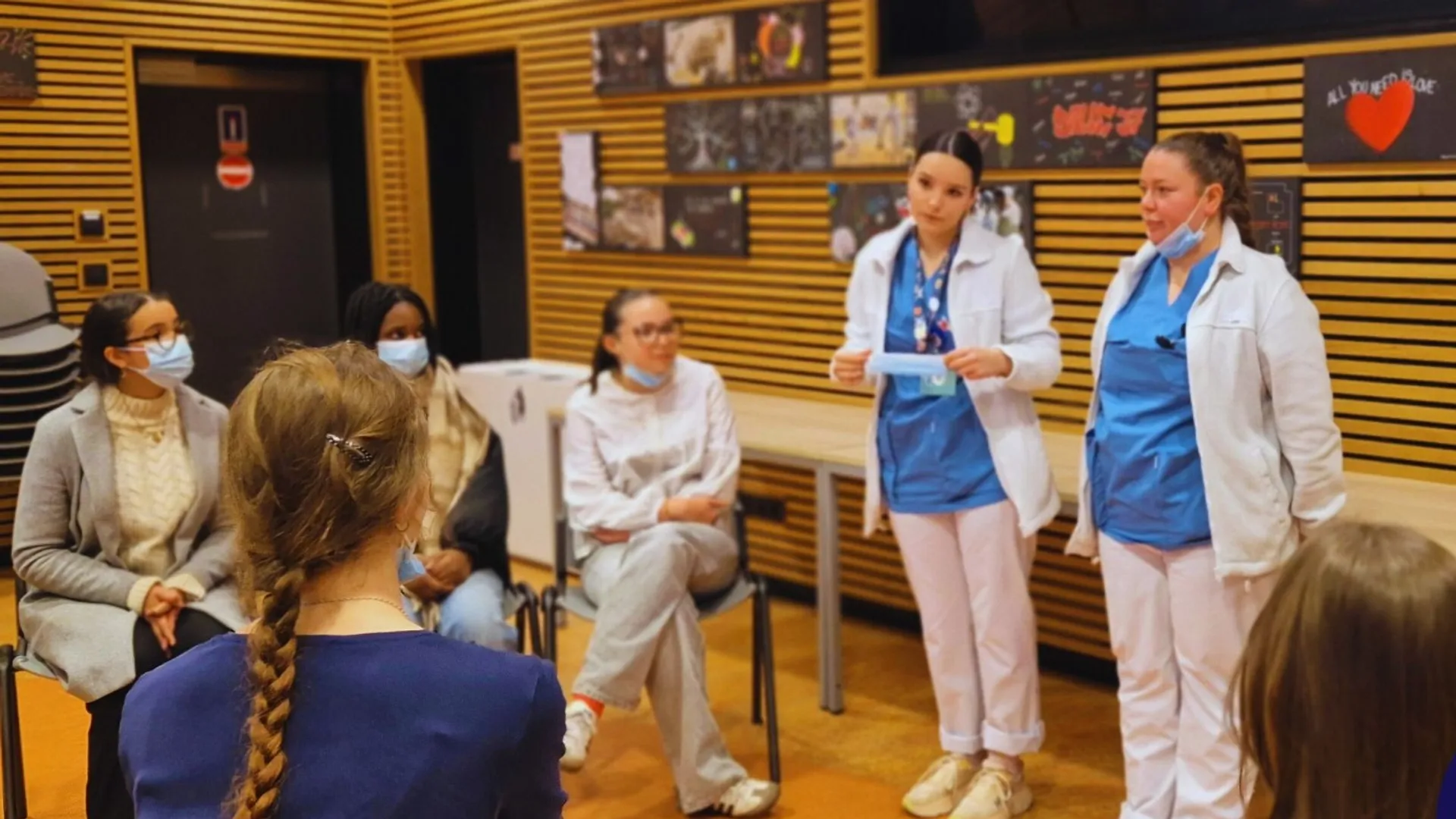 'Des métiers dans ma ville': des élèves du secondaire à la découverte d ...