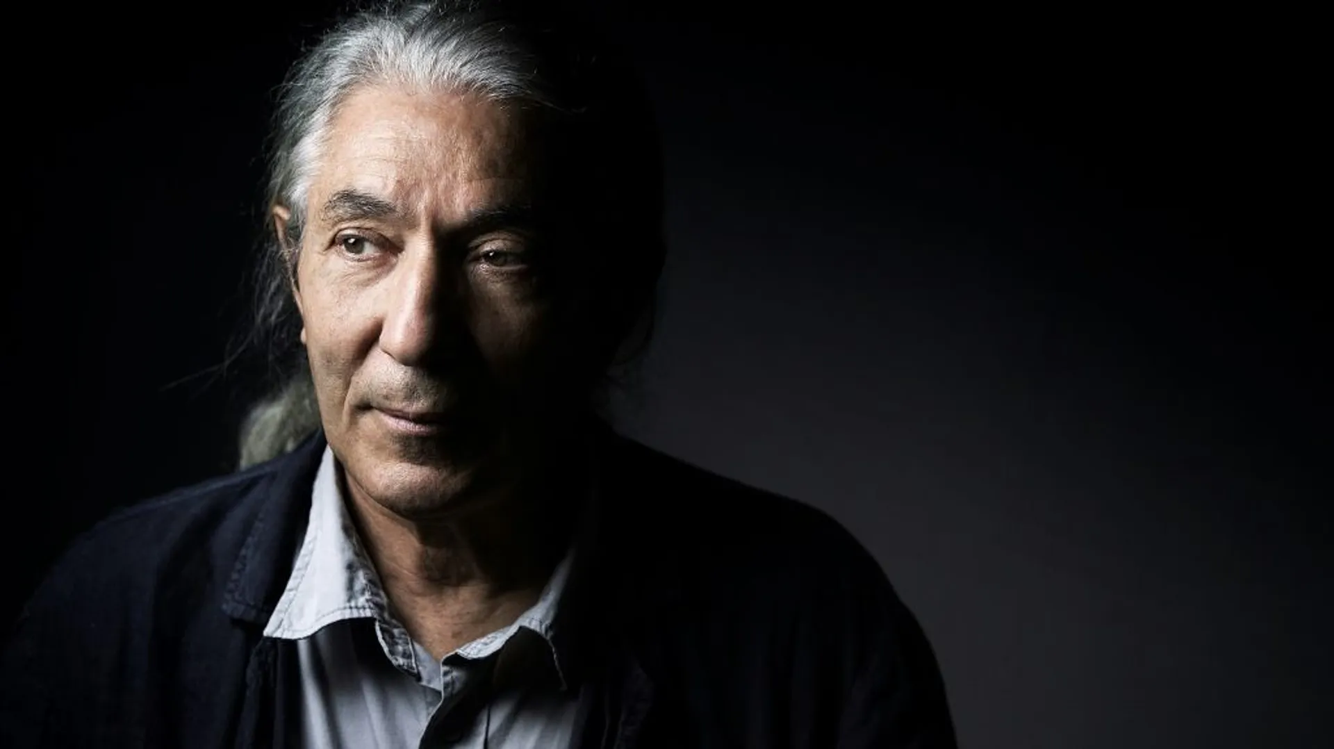 L’écrivain Boualem Sansal toujours emprisonné à Alger reçoit le prix ...