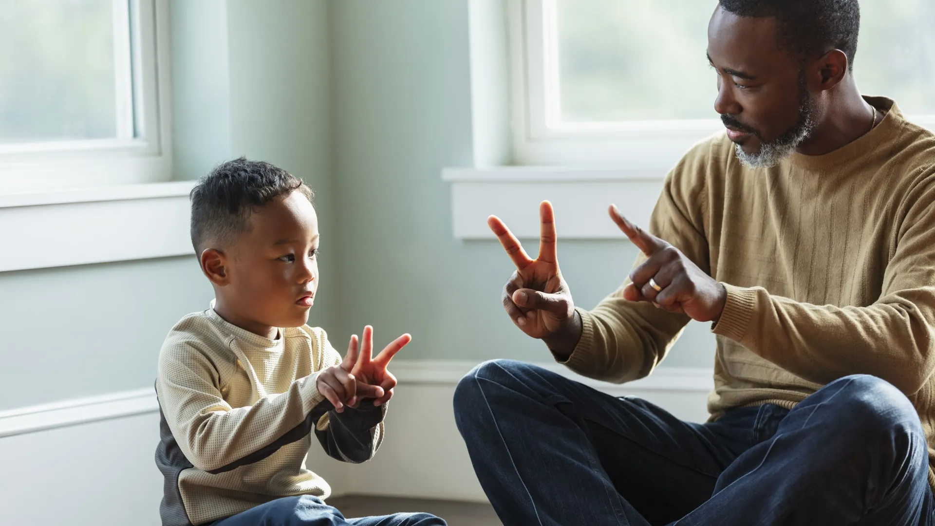 Compter sur ses doigts aide-t-il un enfant à progresser en maths ...