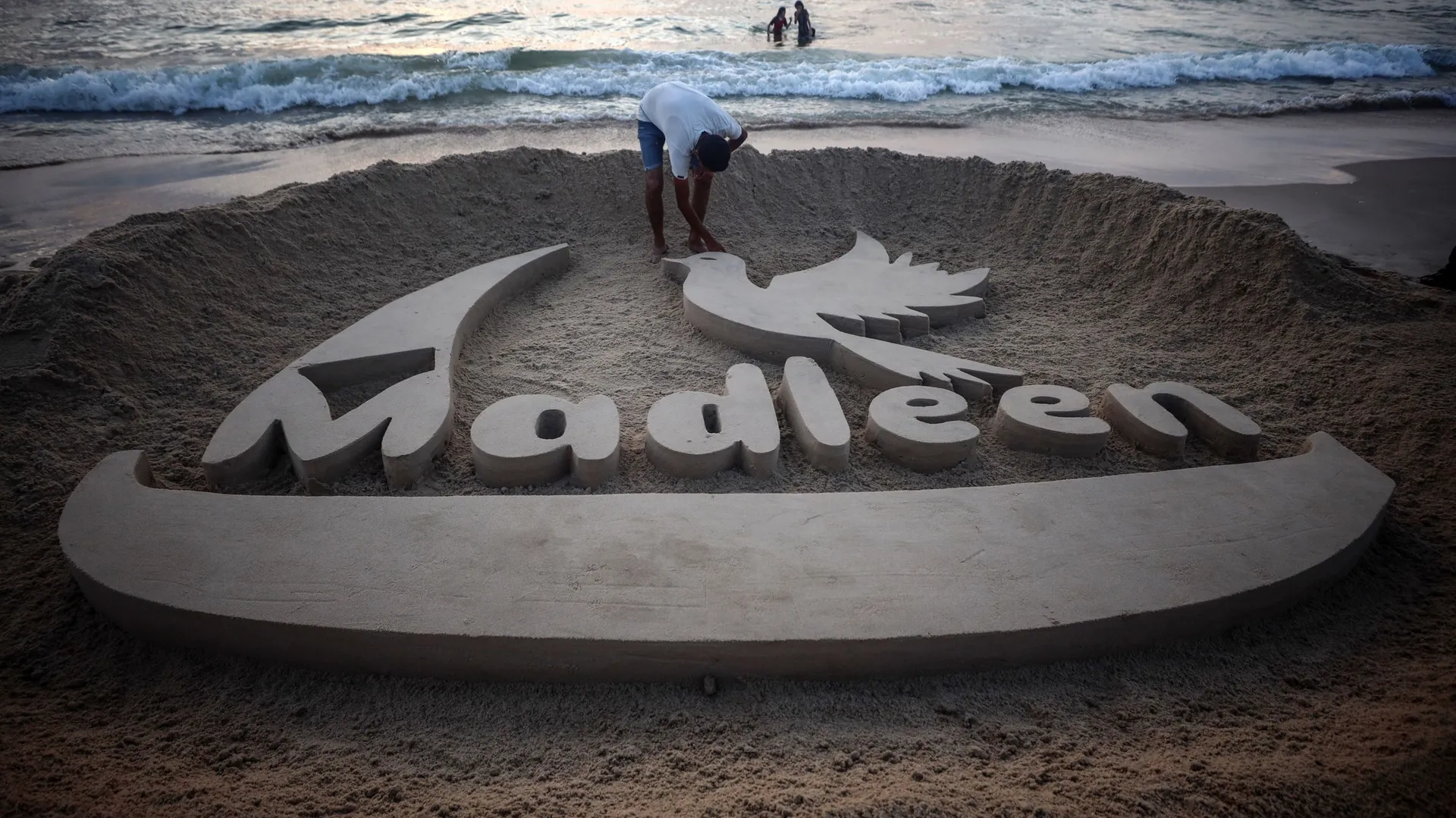 Quatorze militants propalestiniens du bateau Handala, intercepté par ...