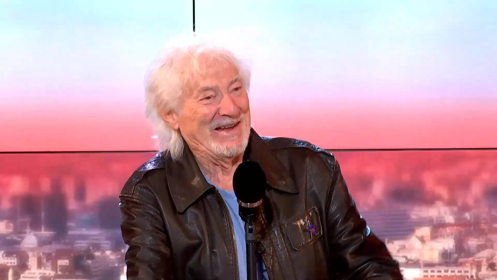 Hugues Aufray revient sur sa carrière et son succès : 'Ce n’est pas un ...