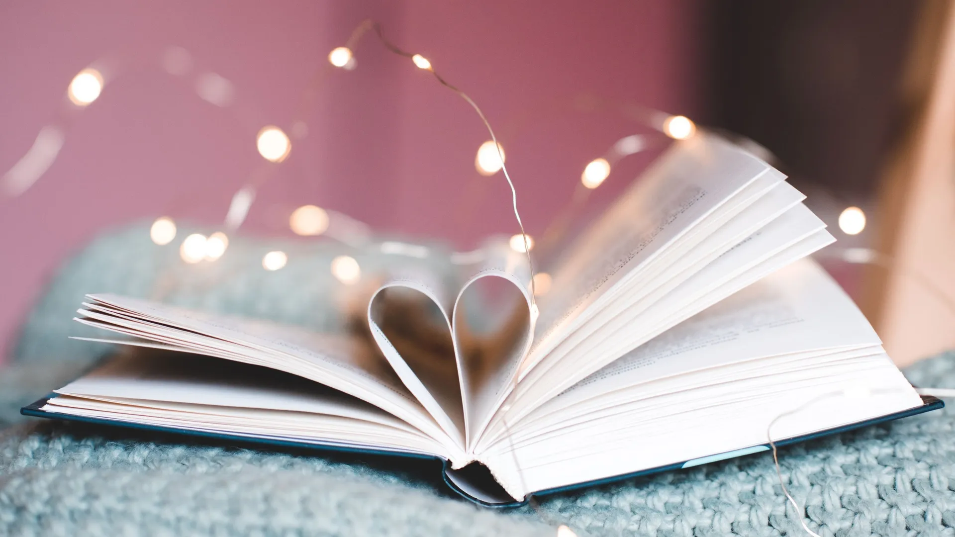 On vous conseille 5 revisites modernes des contes de fées - RTBF Actus