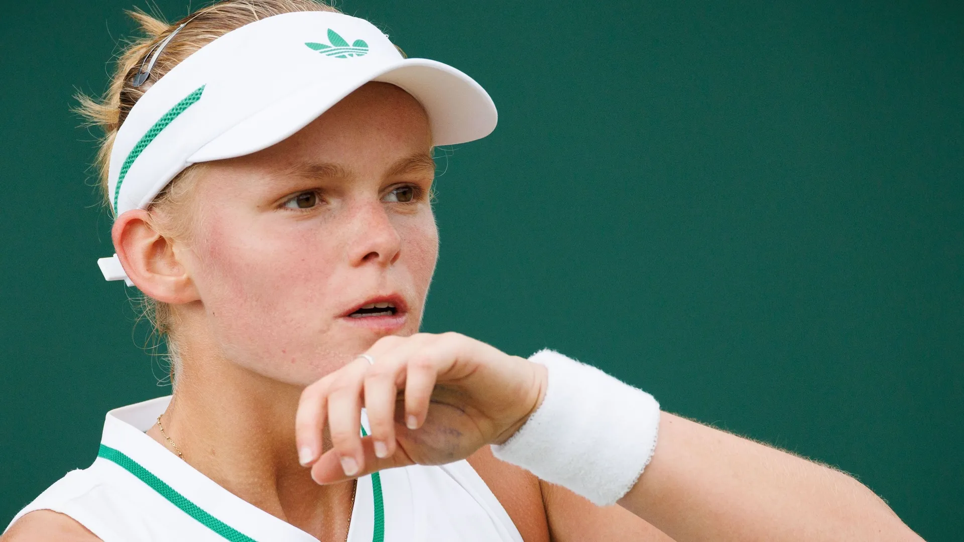 À 20 ans, Alexander Blockx signe sa première victoire sur le circuit ...