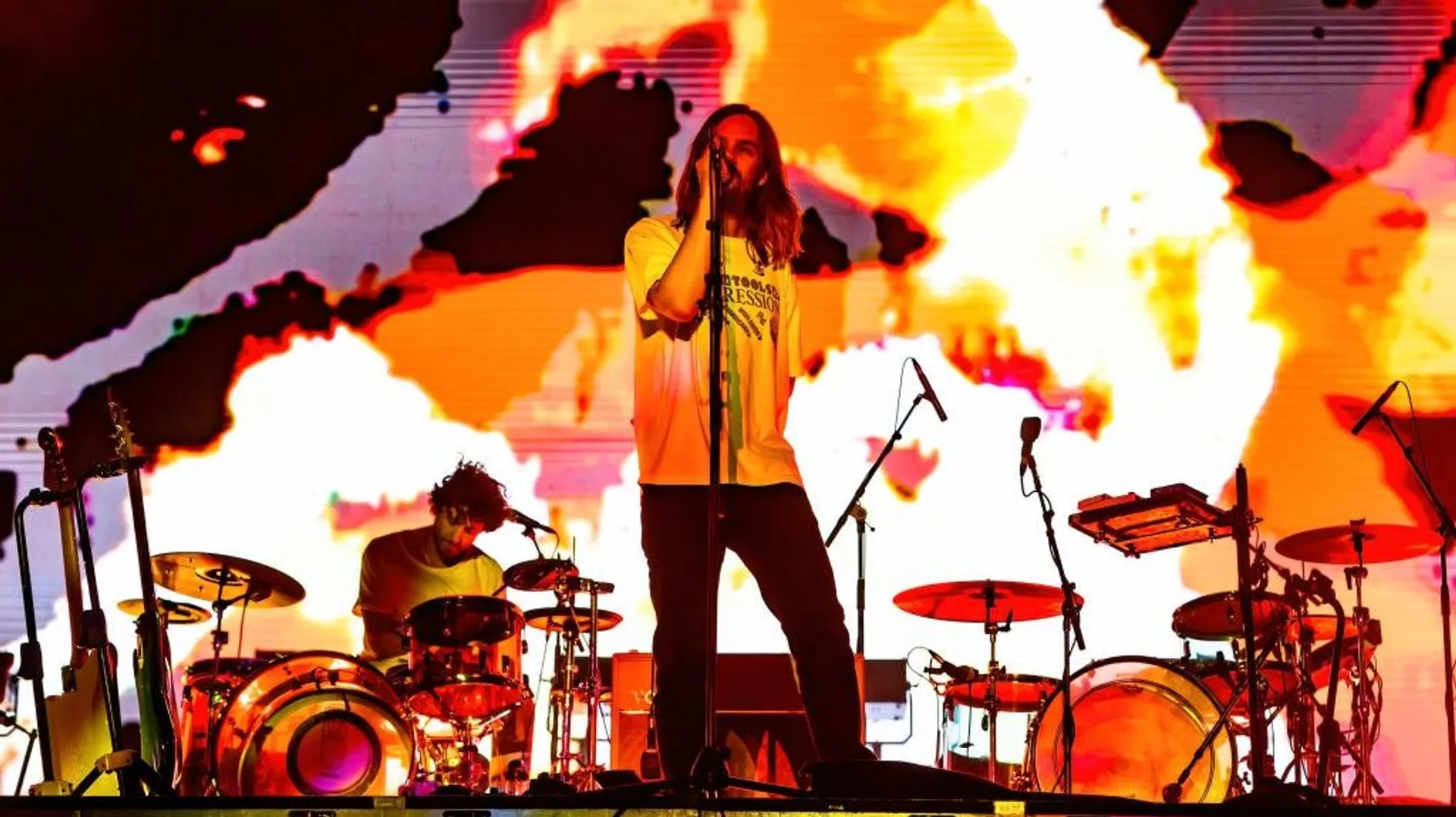 Qui est 'Ren', ce jeune artiste qui bouleverse internet et ouvre le ...