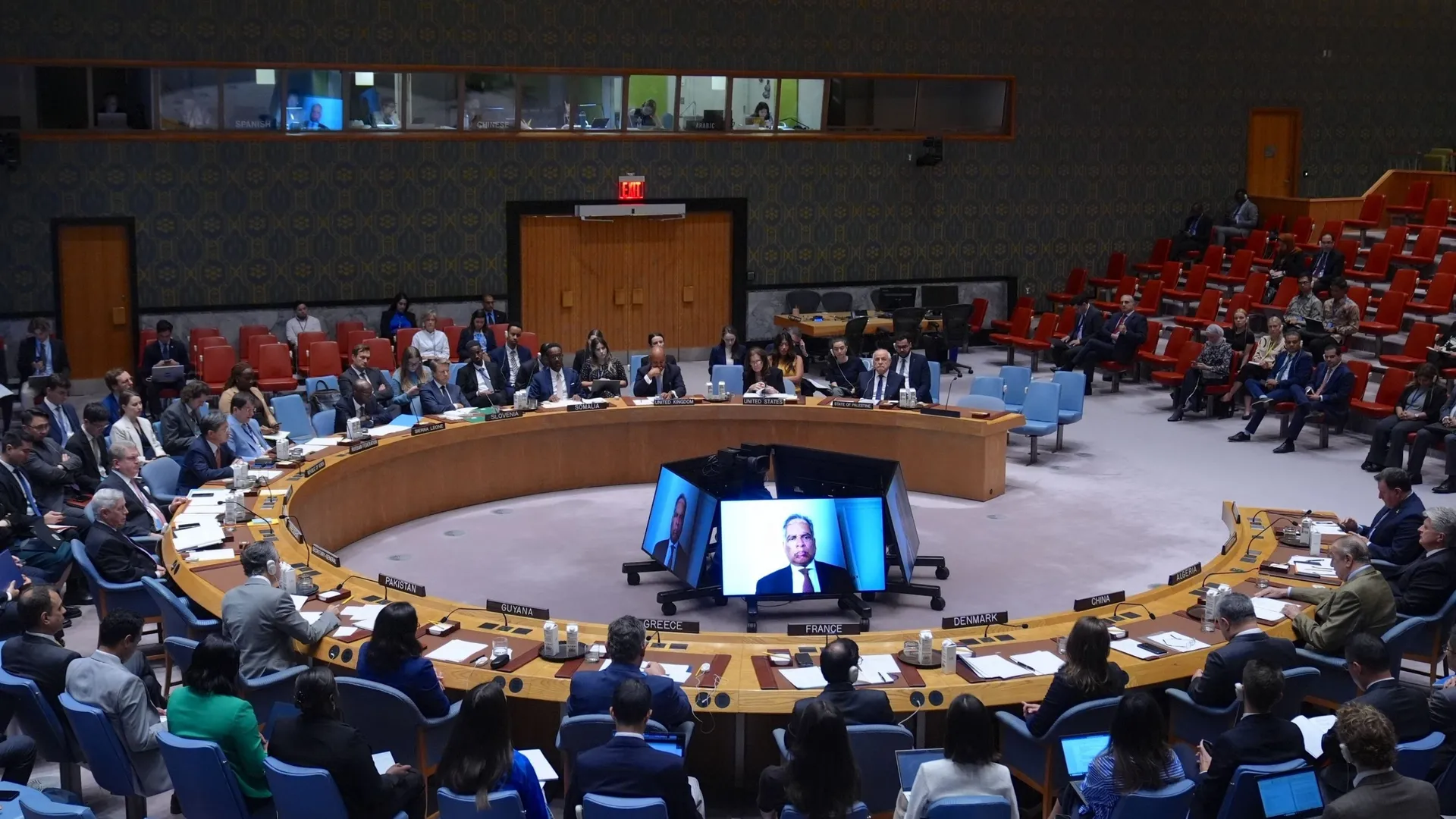 Guerre Israël-Gaza : Macron donne 'la priorité' à 'une mission de ...