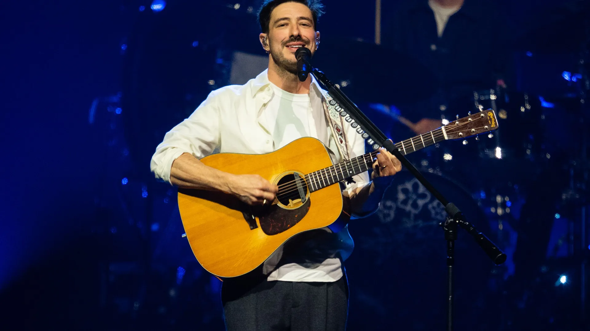 Mumford & Sons dévoile 'The Banjo Song', troisième extrait de l'album ...