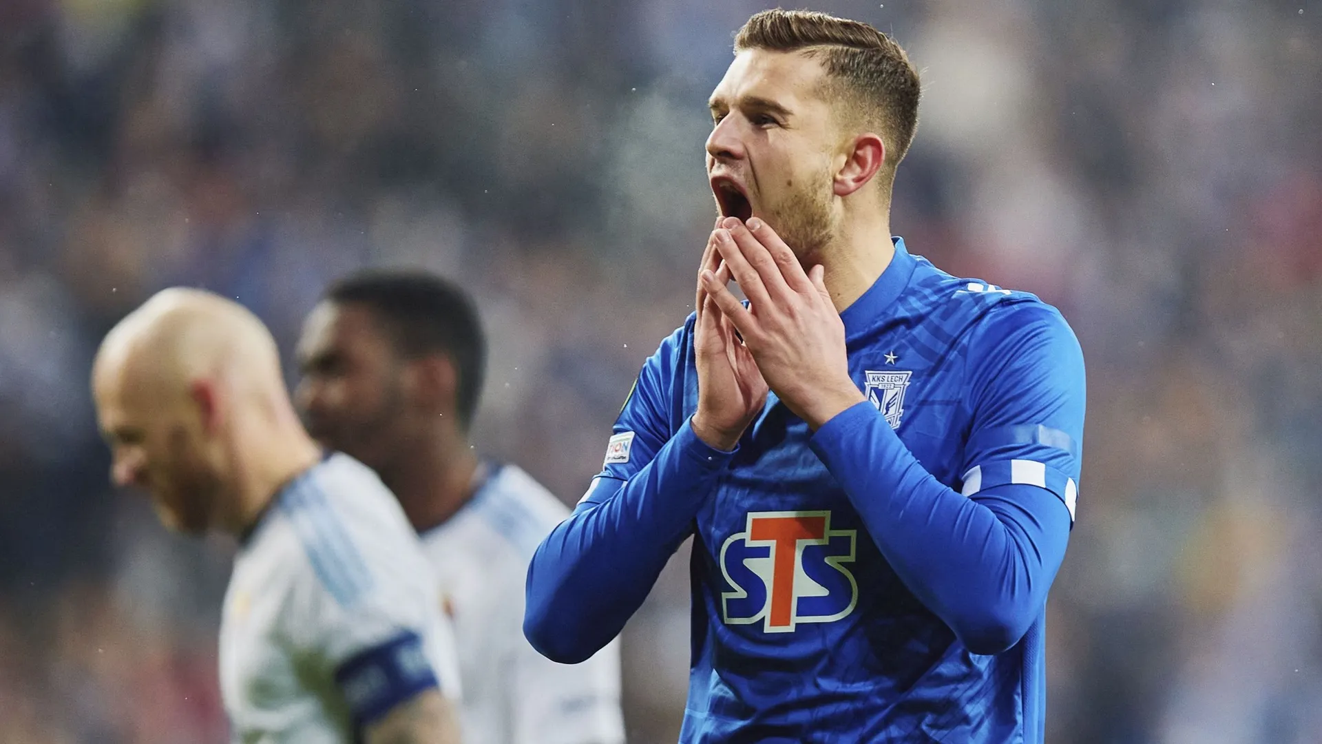 Charleroi recrute Filip Szymczak pour remplacer Nikola Stulic - RTBF Actus