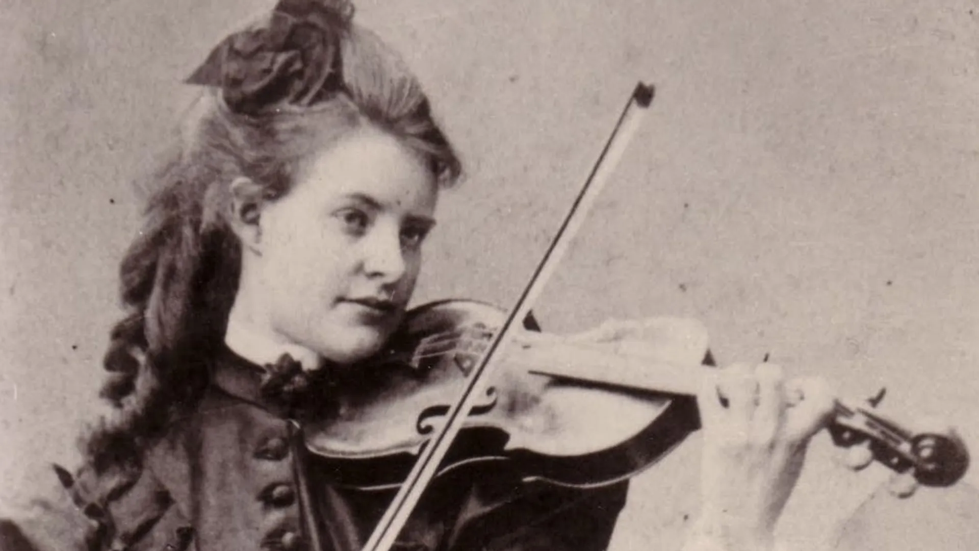 Leonora Duarte, compositrice et instrumentiste de talent dans l’Anvers ...