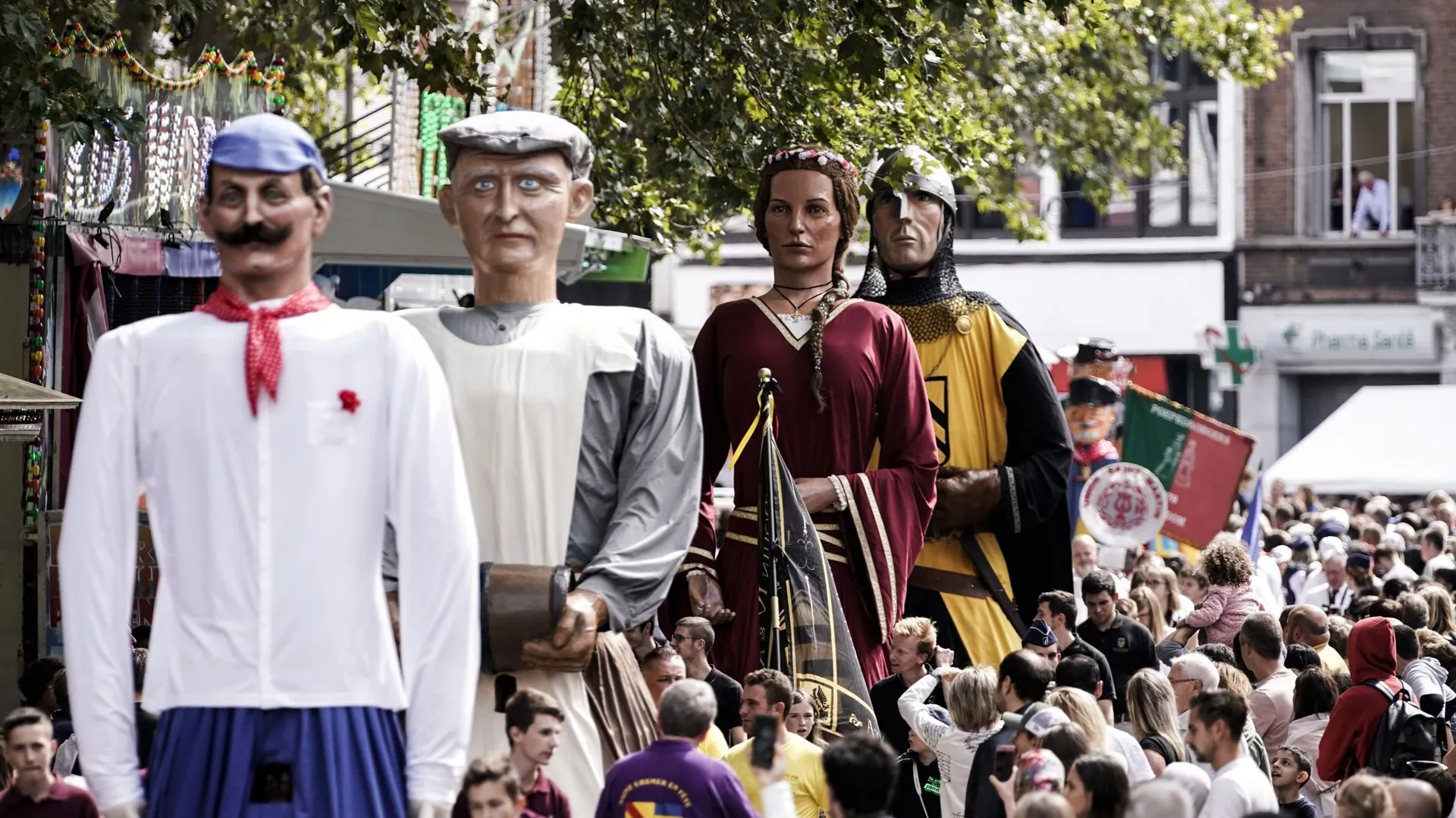 Fêtes du 15 août en Outremeuse à Liège : demandez le programme ! - RTBF ...