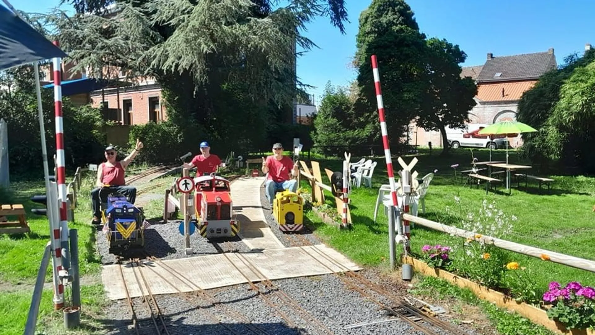 À Houdeng, un petit train pas comme les autres fait vibrer les ...