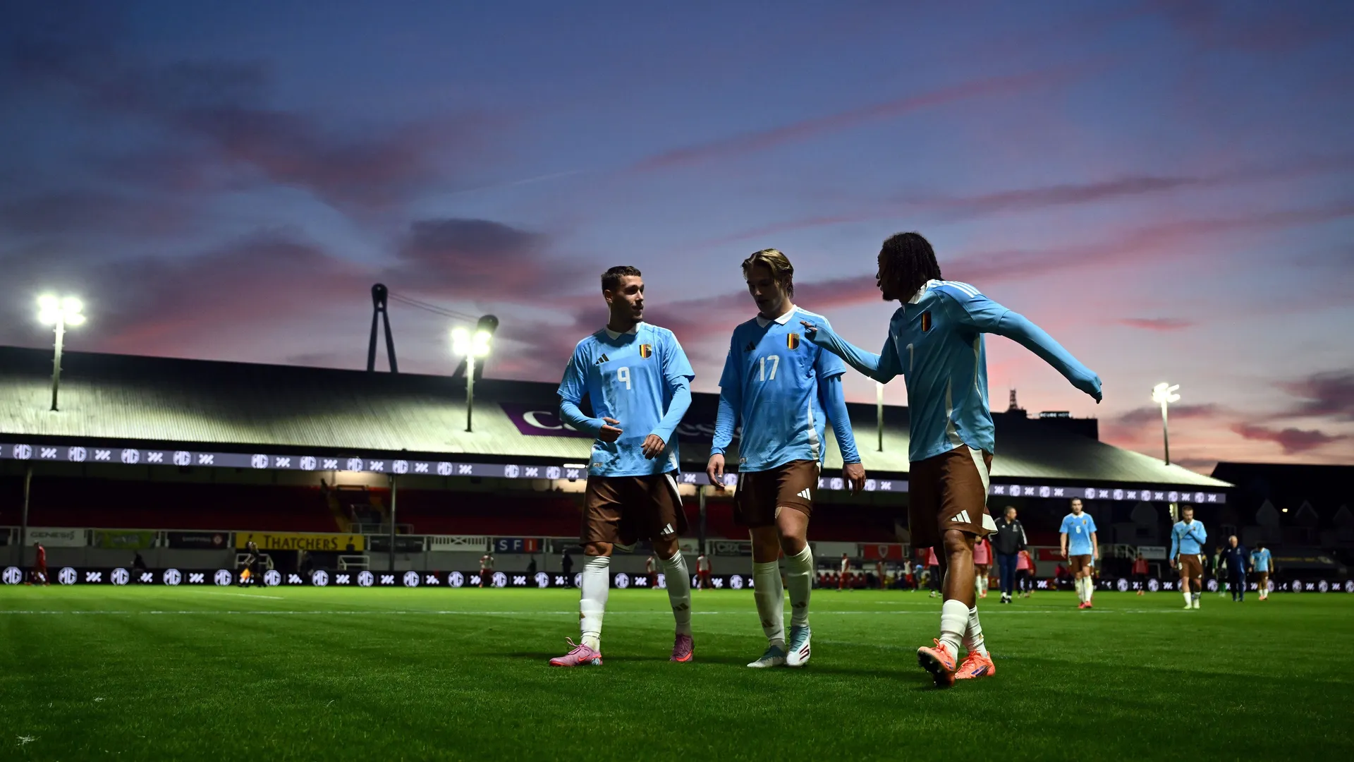 Les Diables Rouges renversent le pays de Galles et font un pas de géant ...