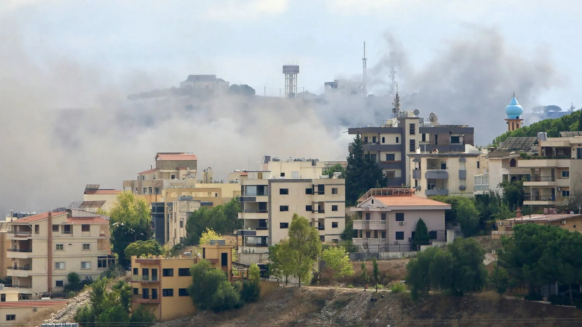 Guerre au Proche-Orient : les bombardements se poursuivent, des Casques bleus à nouveau touchés ...