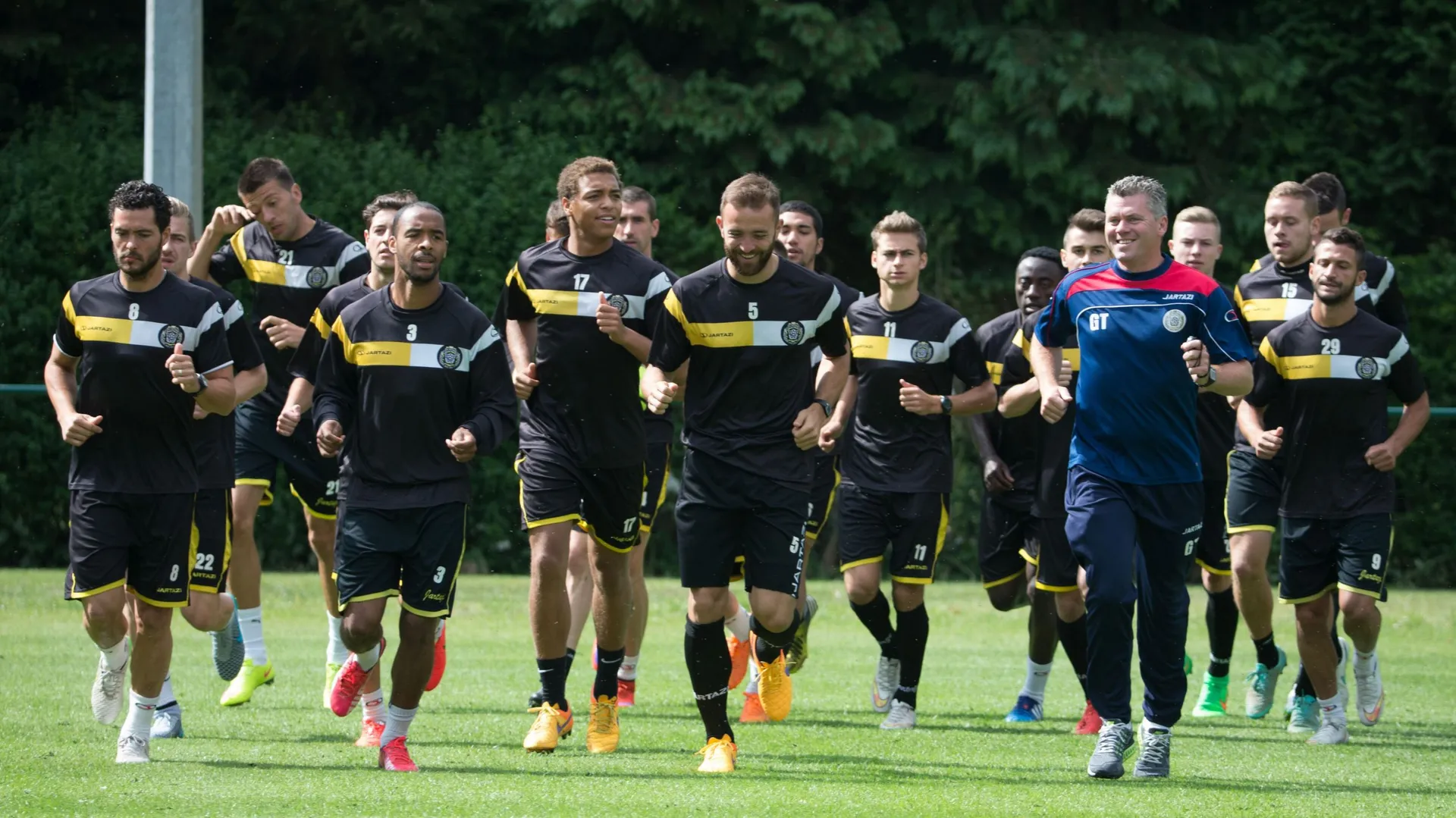 Marko Miric et Joey Dujardin à Lokeren - RTBF Actus