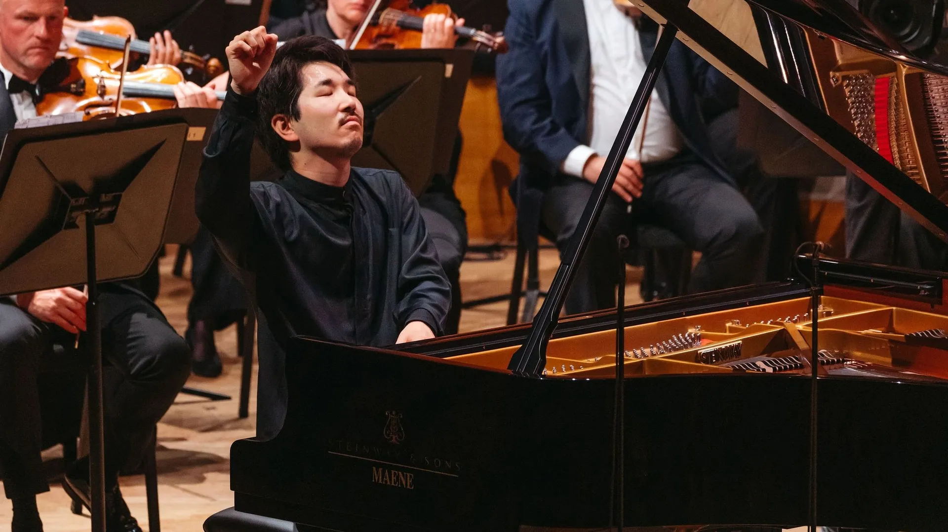 Wataru Hisasue 2e lauréat du Concours Reine Elisabeth 2025 piano - RTBF ...